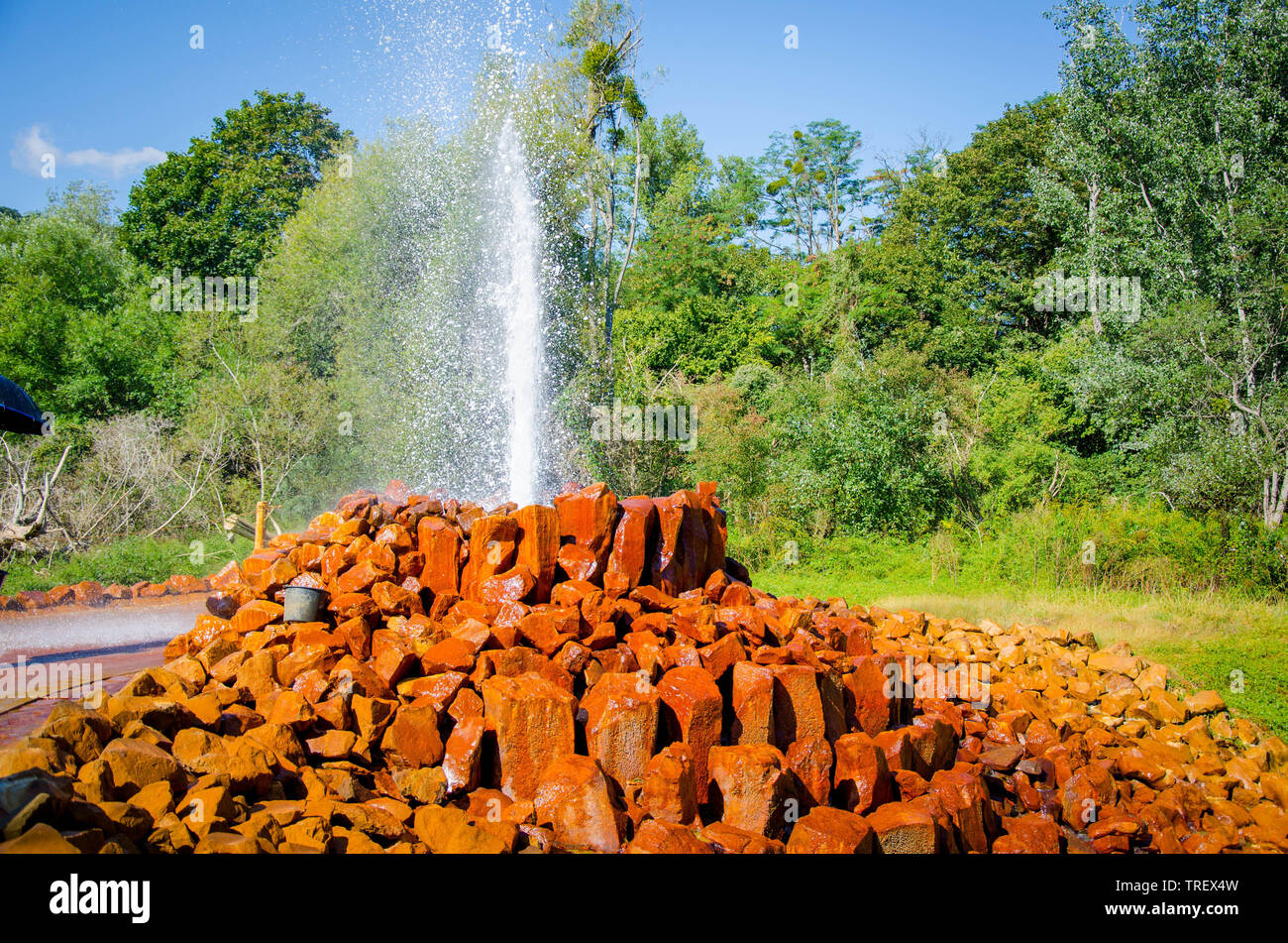Biggest geyser hi-res stock photography and images - Alamy