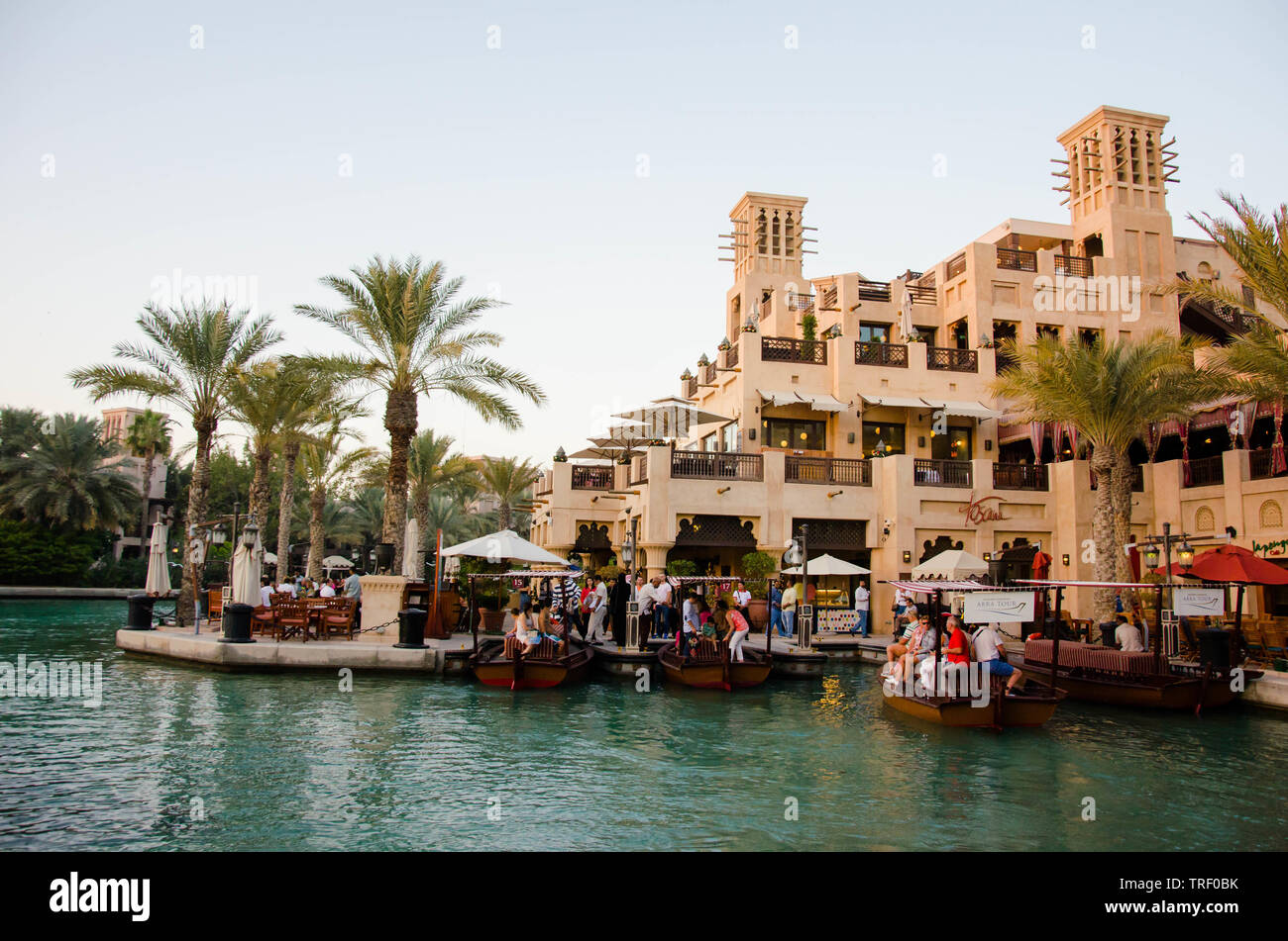 Sheikh khalifa mosque hi-res stock photography and images - Alamy