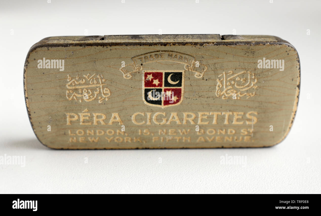 Old cigarette packaging hi-res stock photography and images - Alamy