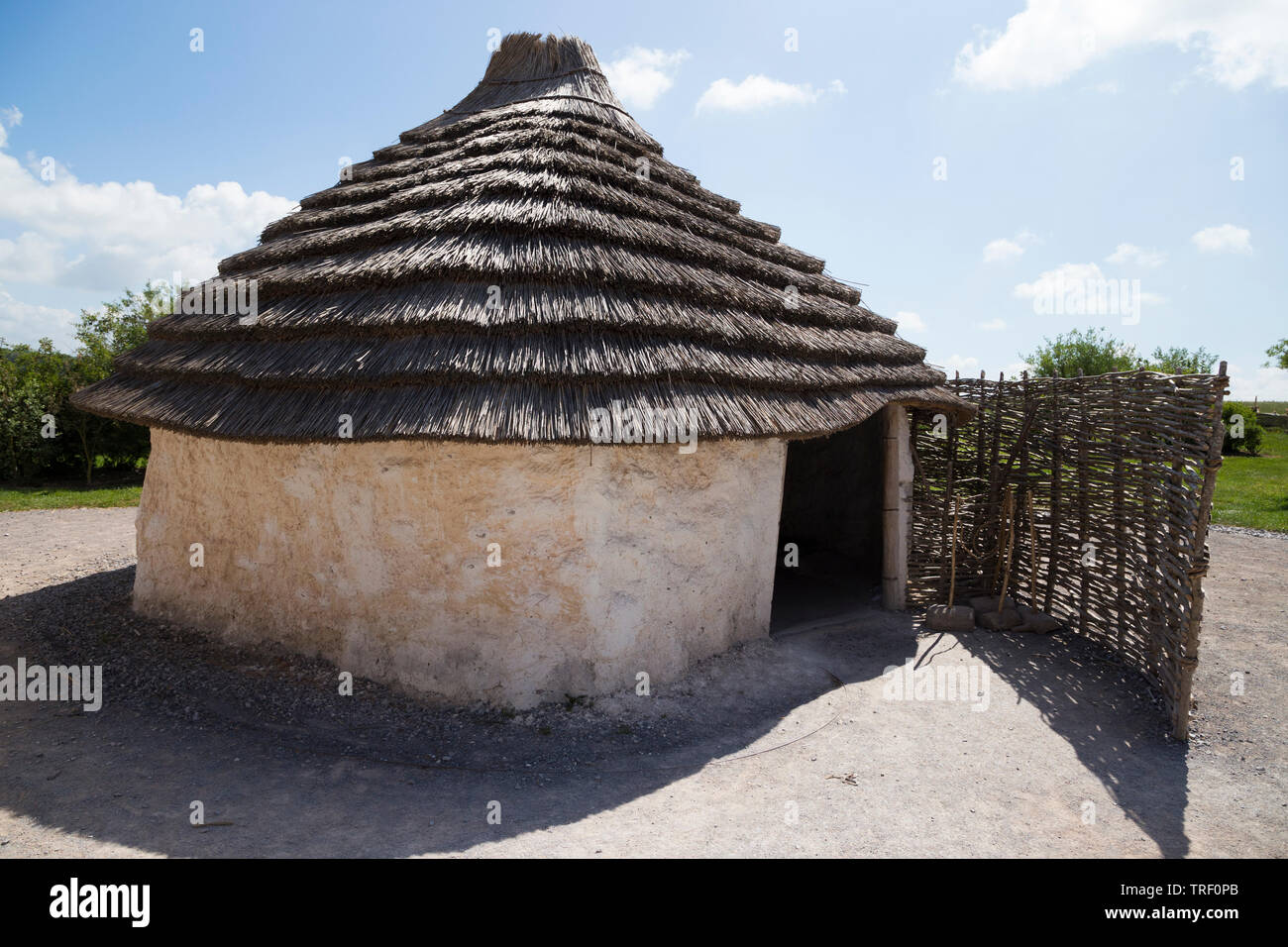 Stone age hut hi-res stock photography and images - Alamy