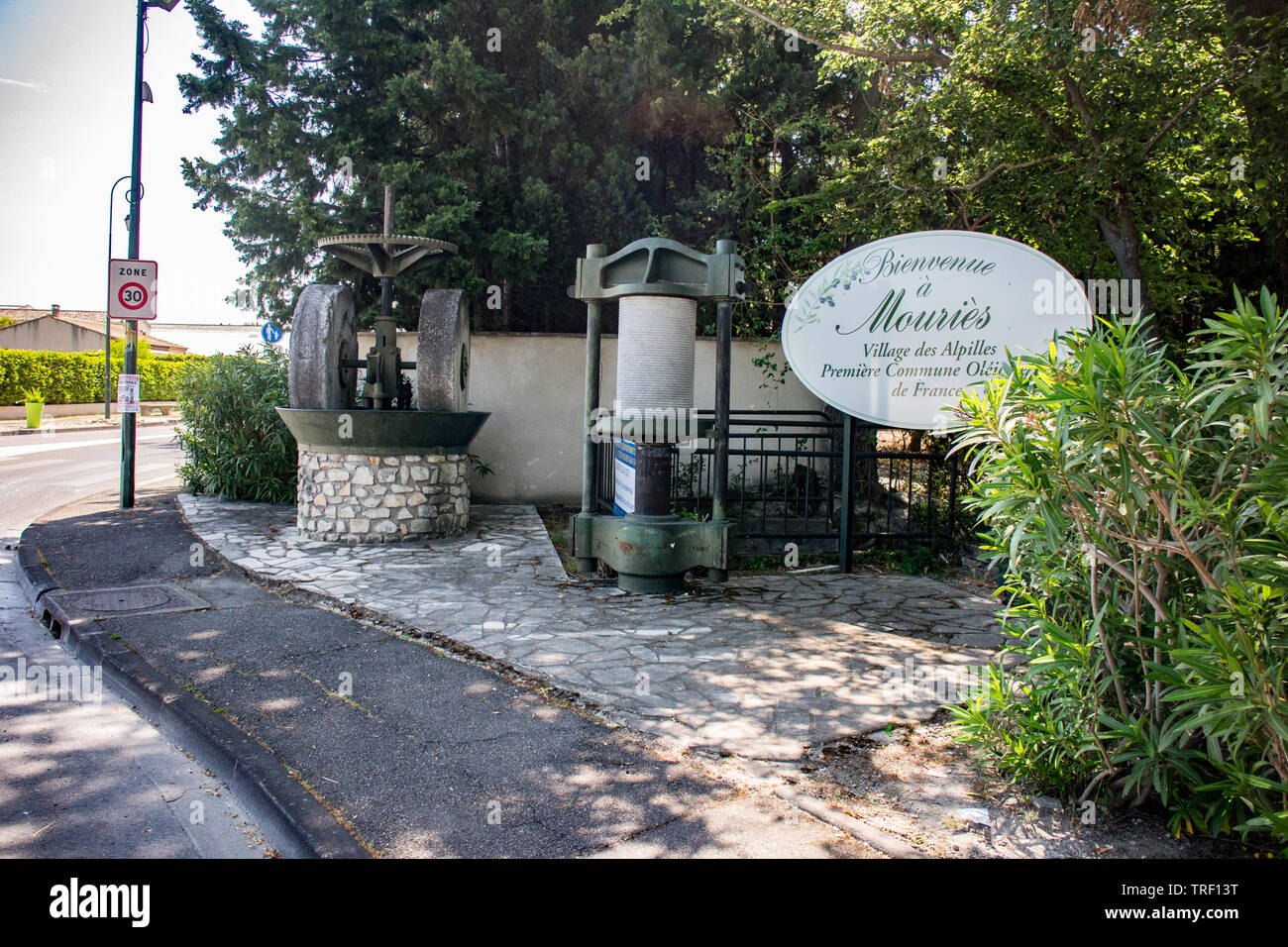 Mouriès in the Alpilles (Provence,France Stock Photo - Alamy