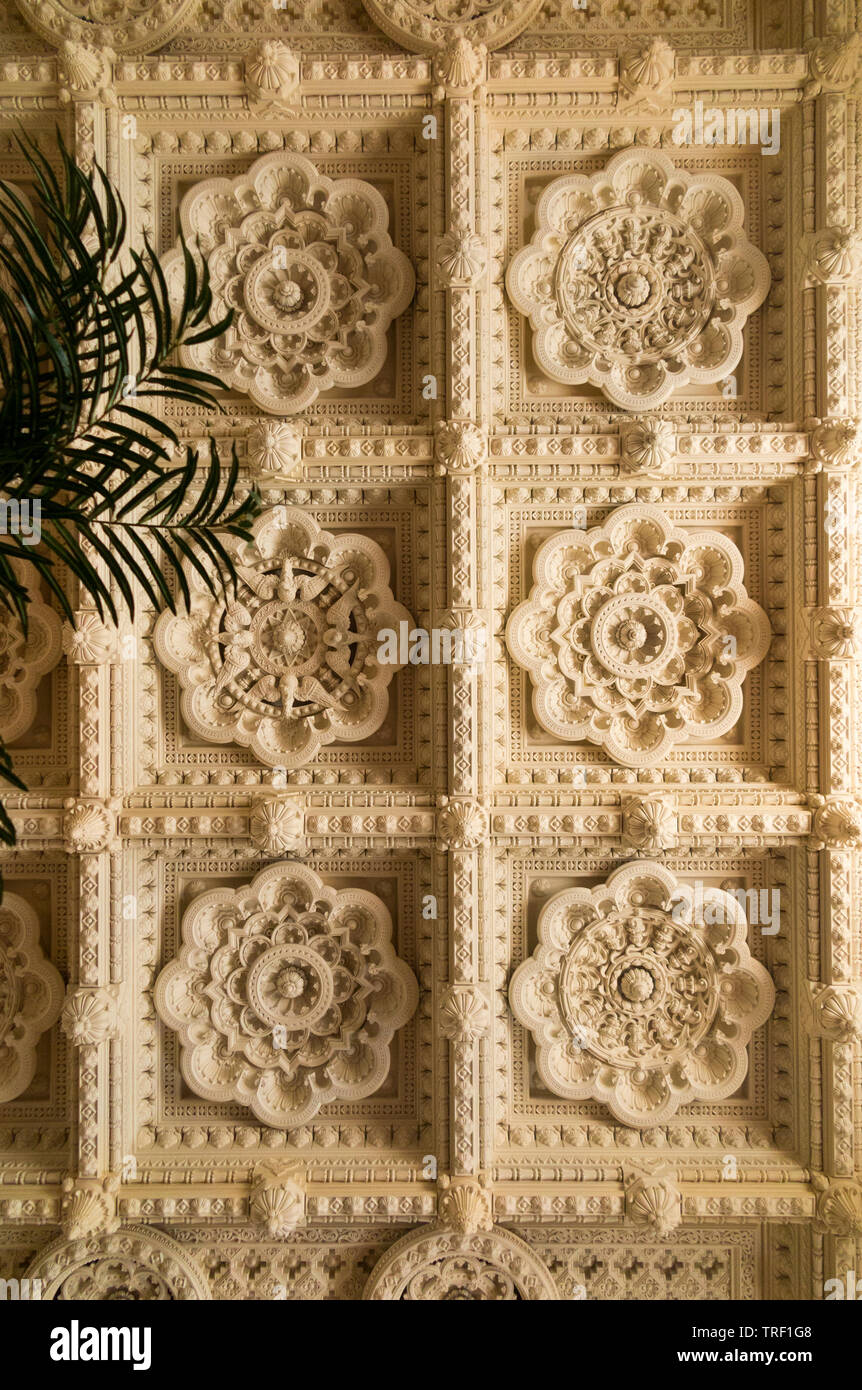 The highly elaborate and decorated ceiling of the Durbar Room at ...