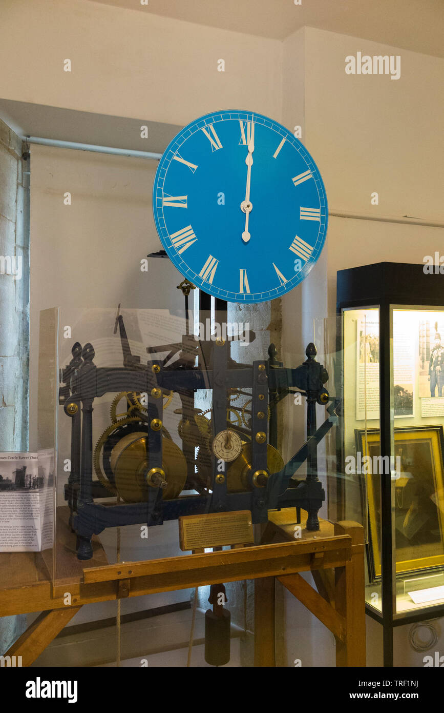 Nineteenth century castles hi-res stock photography and images - Alamy