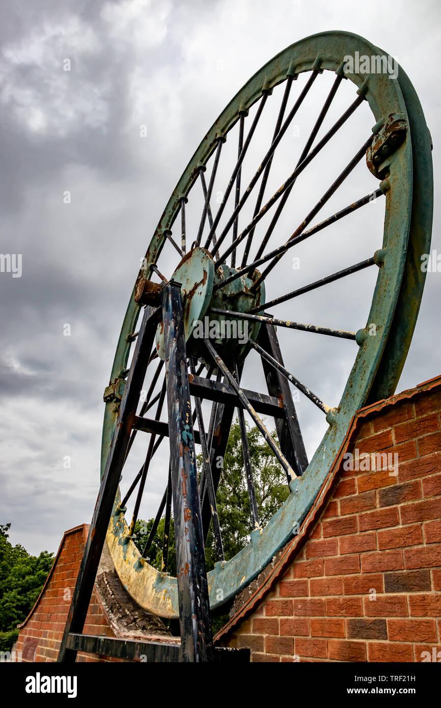 Pit Head Winding Wheel at the Entrance to Moira Furnace Museum.on the ...