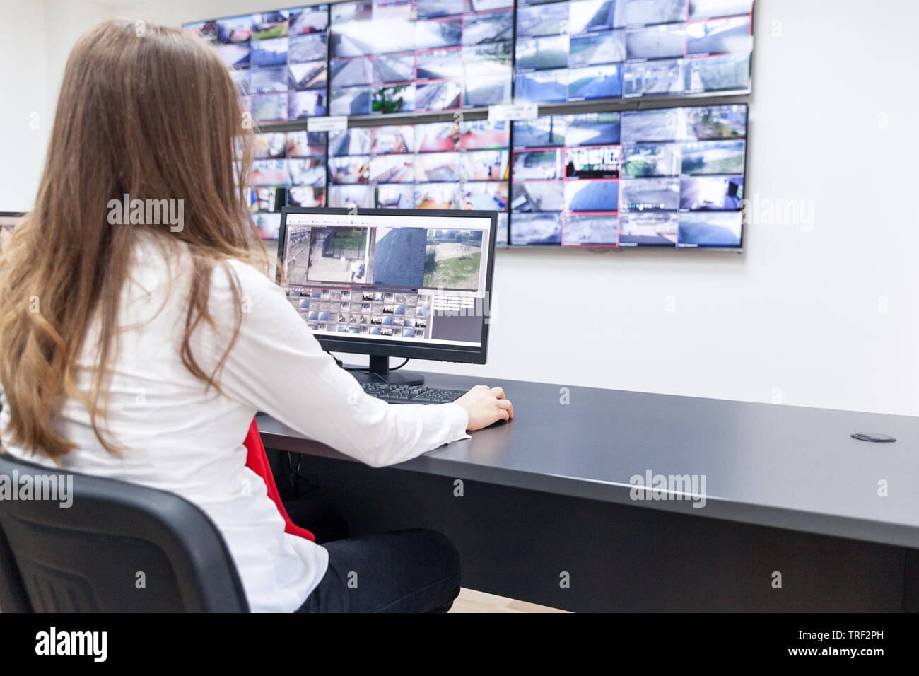 Cctv control room hi-res stock photography and images - Alamy