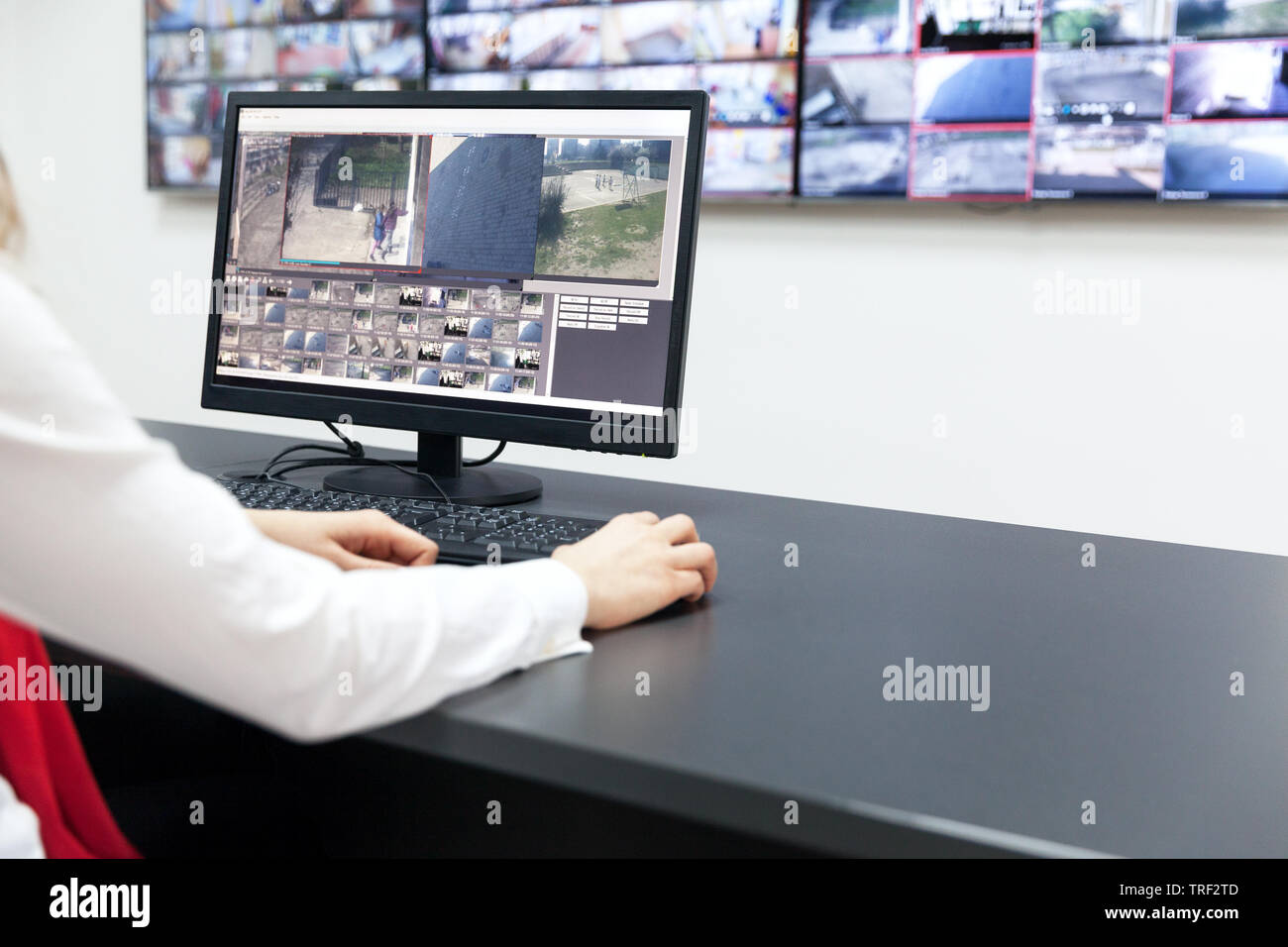 Cctv control room hi-res stock photography and images - Alamy