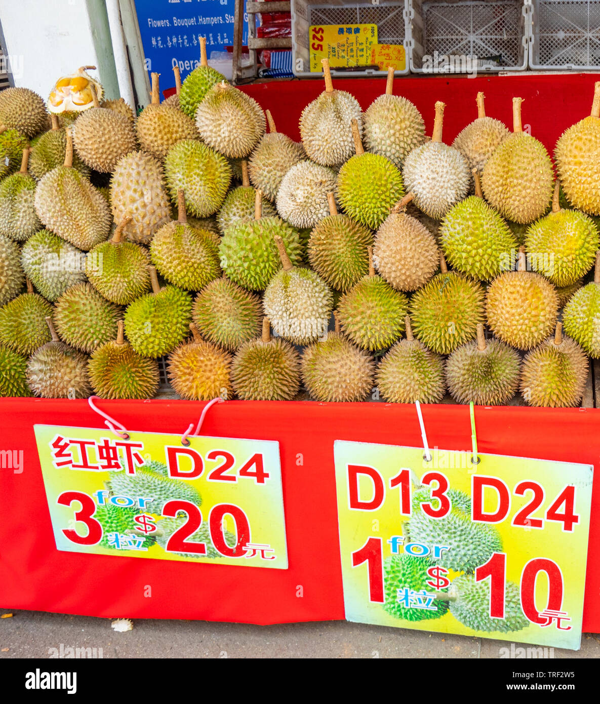 Tropical fruit durian in a shop in Geylang Singapore Stock Photo - Alamy