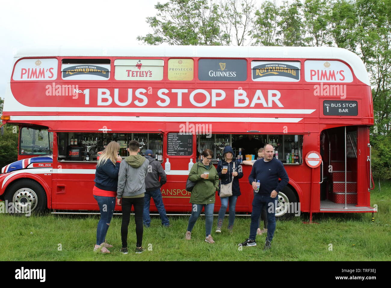 Bus bar hi-res stock photography and images - Alamy