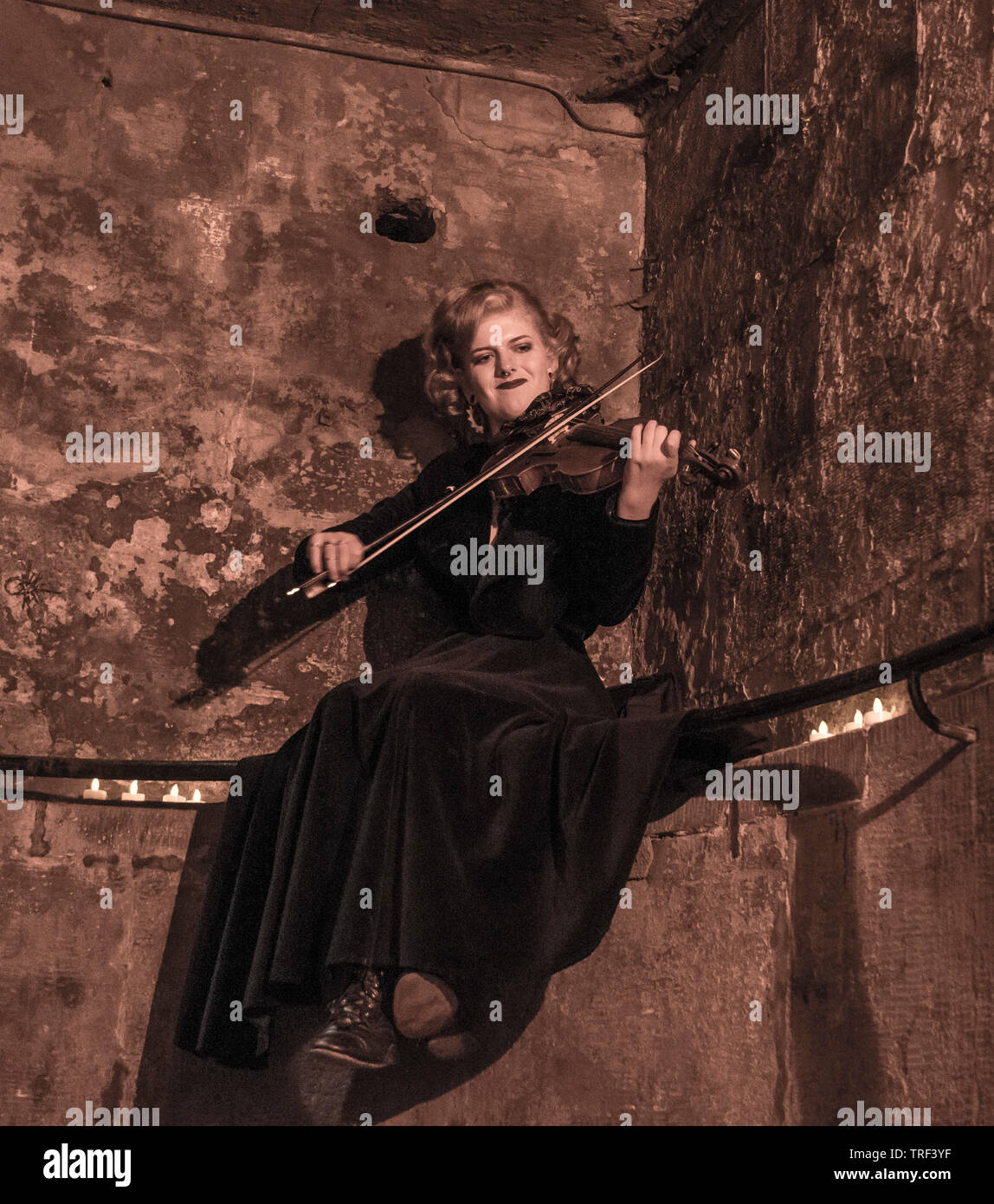 Street Victorian Musicians High Resolution Stock Photography and Images ...