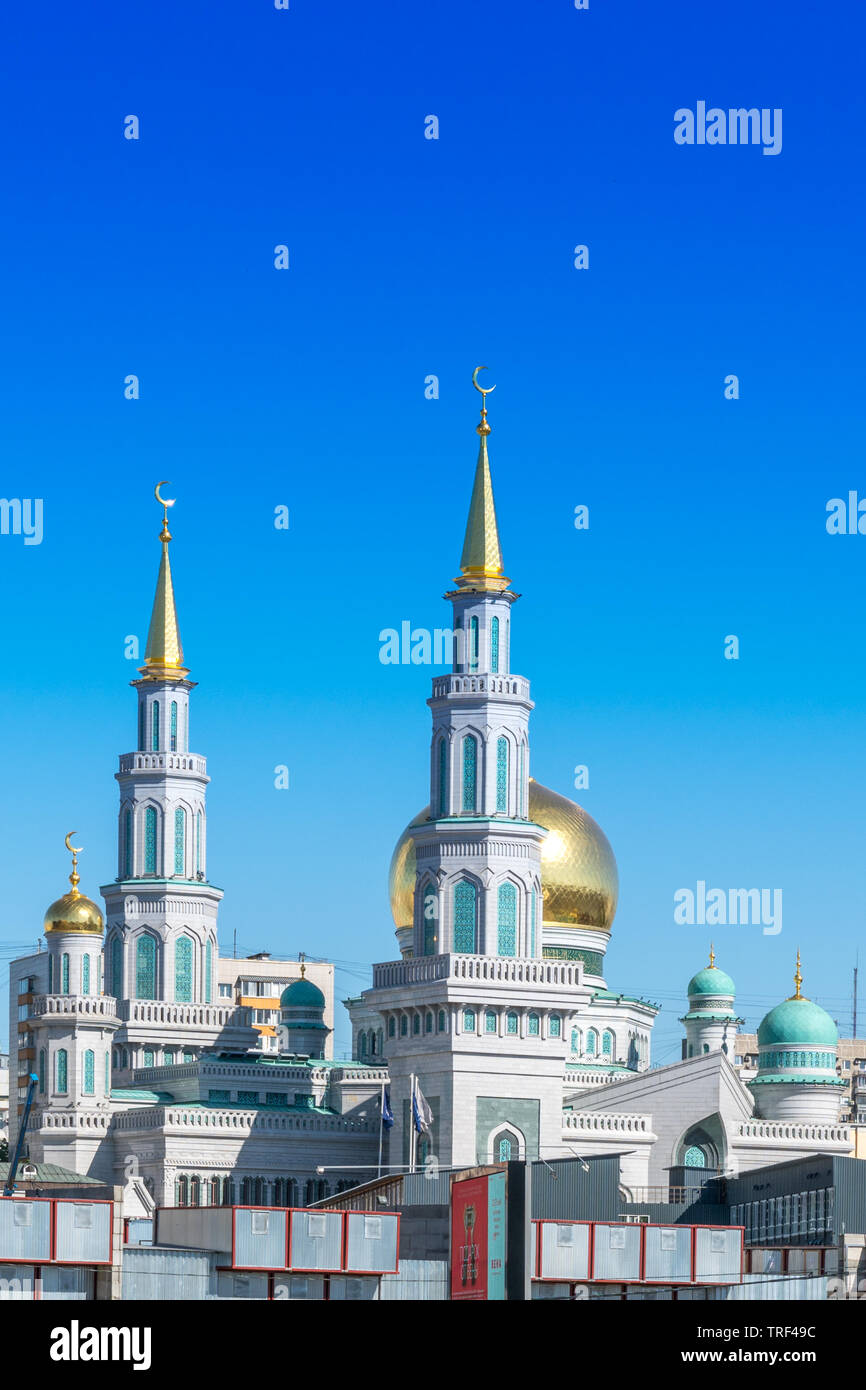 Russia may 18 hi-res stock photography and images - Alamy