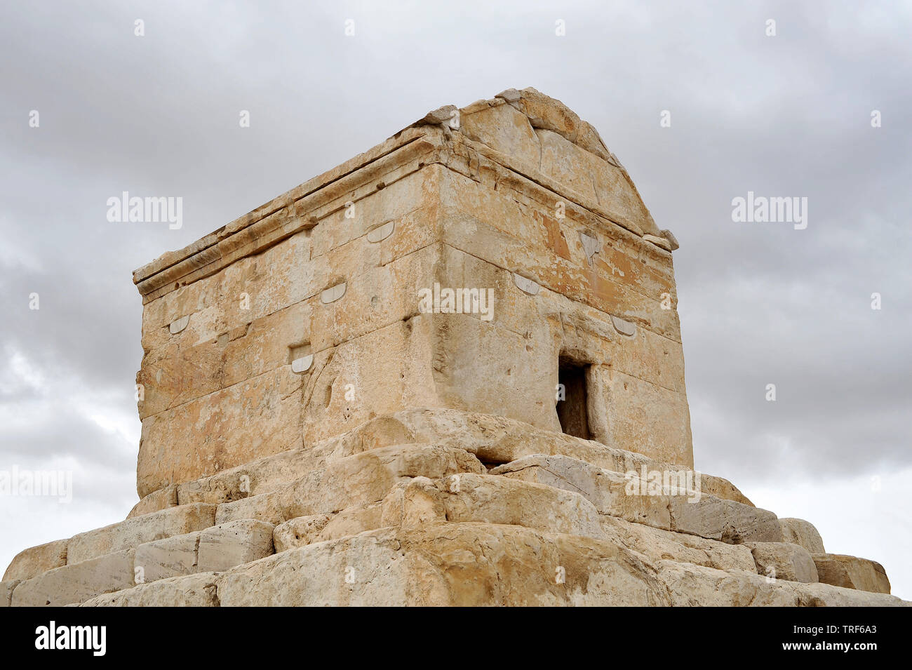 Tomb of Cyrus the Great, the burial place of Cyrus the Great of Persia ...