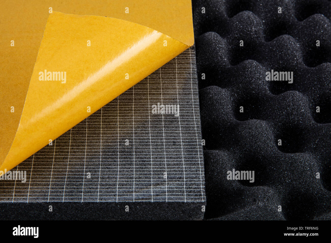 The pattern of the soundproof panel of polyurethane foam. Acoustic foam ...