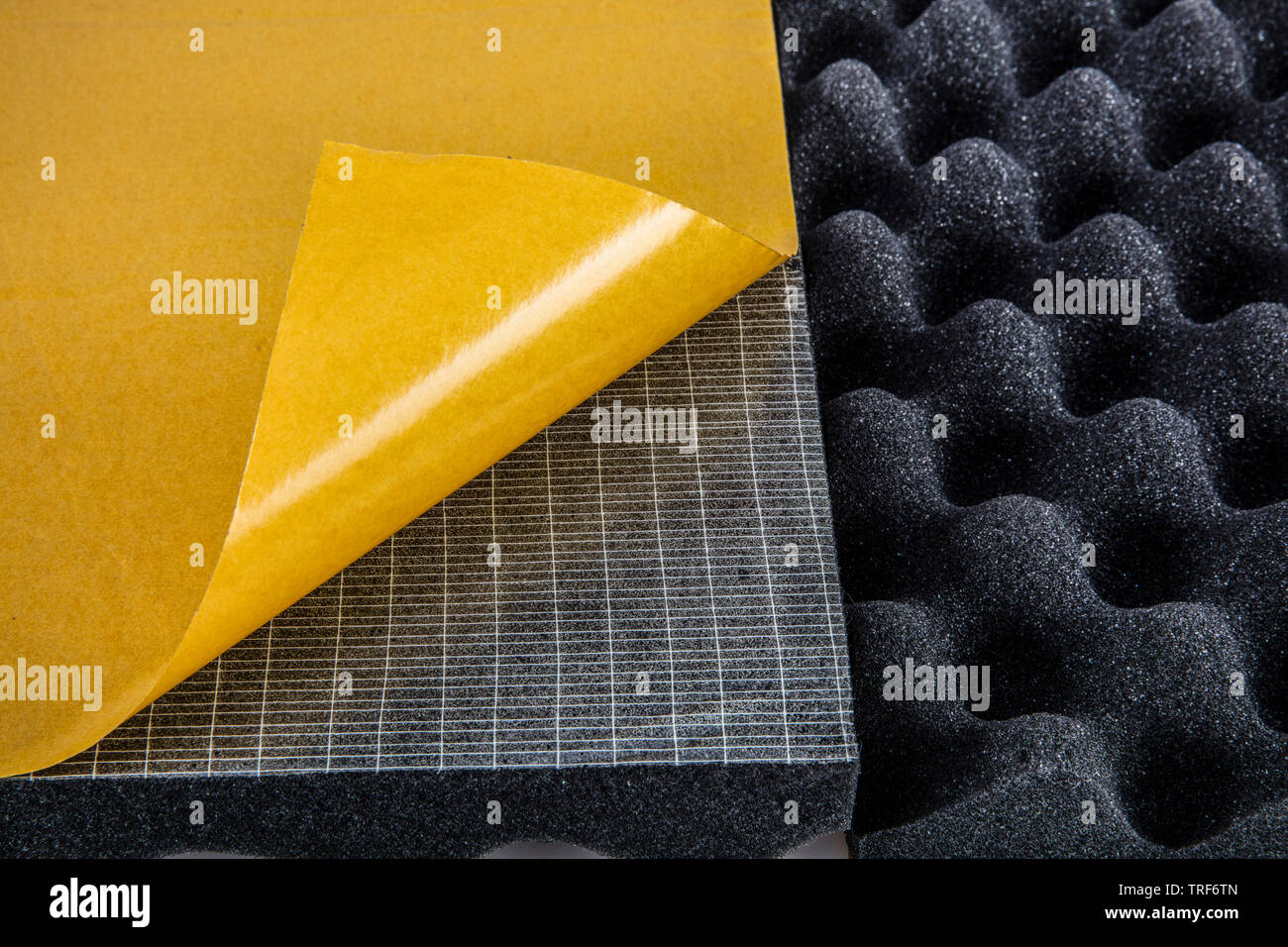 The pattern of the soundproof panel of polyurethane foam. Acoustic foam ...