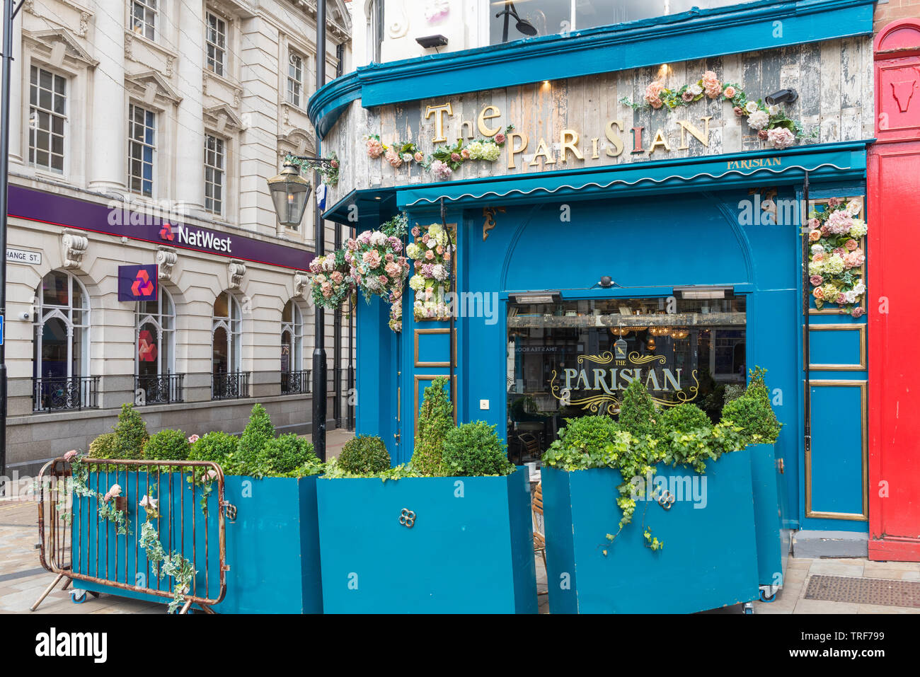 The Parisian cocktail bar and restaurant in Queen Square, Wolverhampton ...