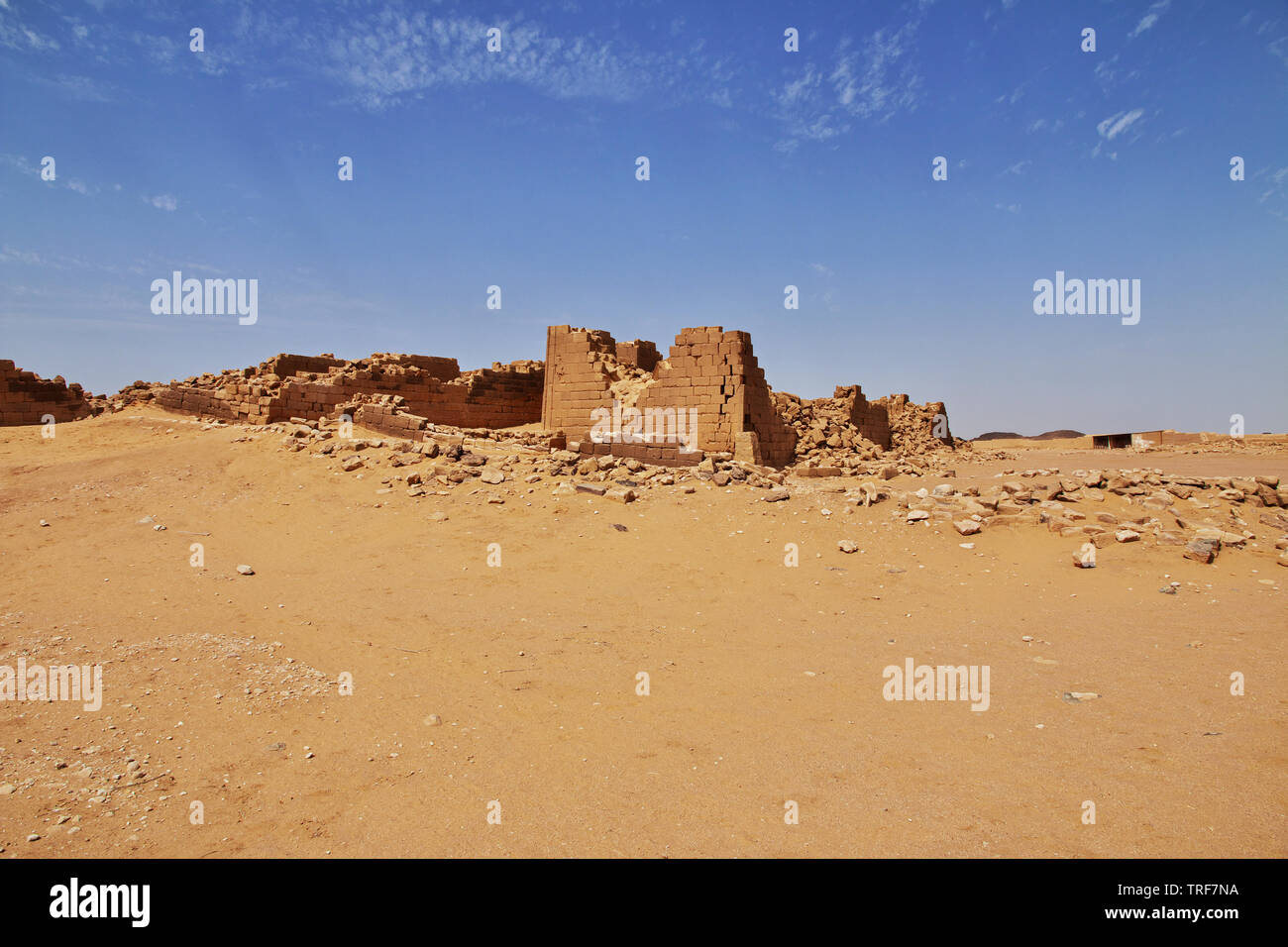 Kingdom Kush - the ruins of the Temple in the desert of the Sudan Stock ...