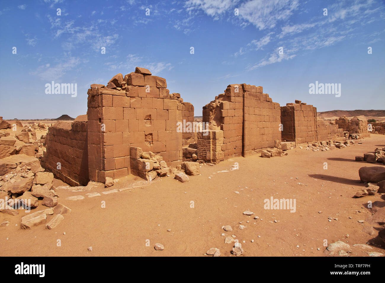 Kingdom Kush - the ruins of the Temple in the desert of the Sudan Stock ...