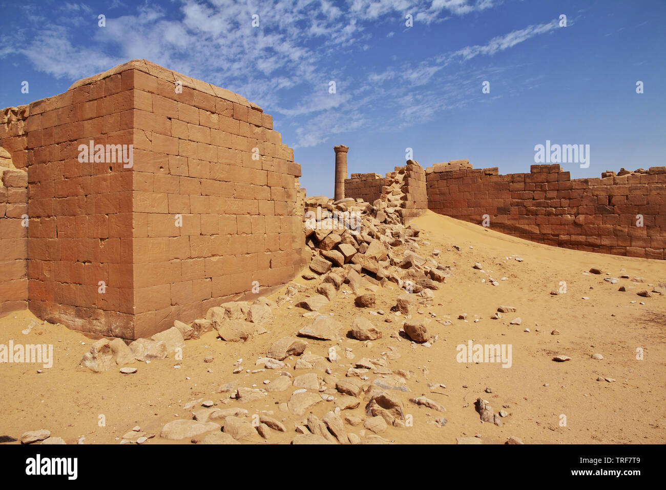 Kingdom Kush - the ruins of the Temple in the desert of the Sudan Stock ...