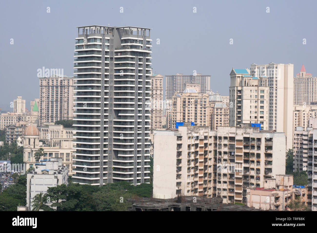ARCHITECTURE OF POWAI, MUMBAI Stock Photo - Alamy