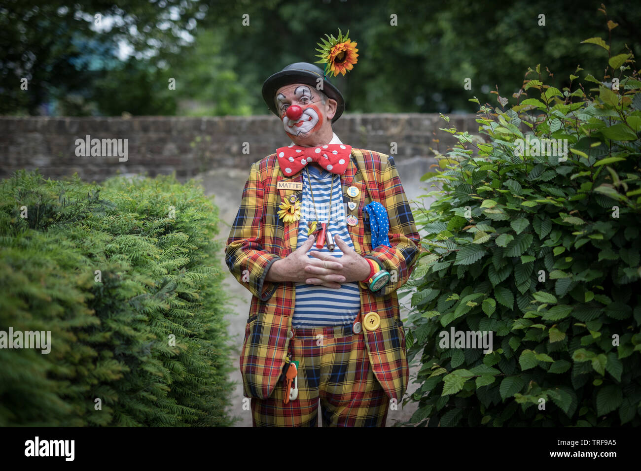 Annual Joseph Grimaldi Clown Memorial Day gathering at his grave in ...