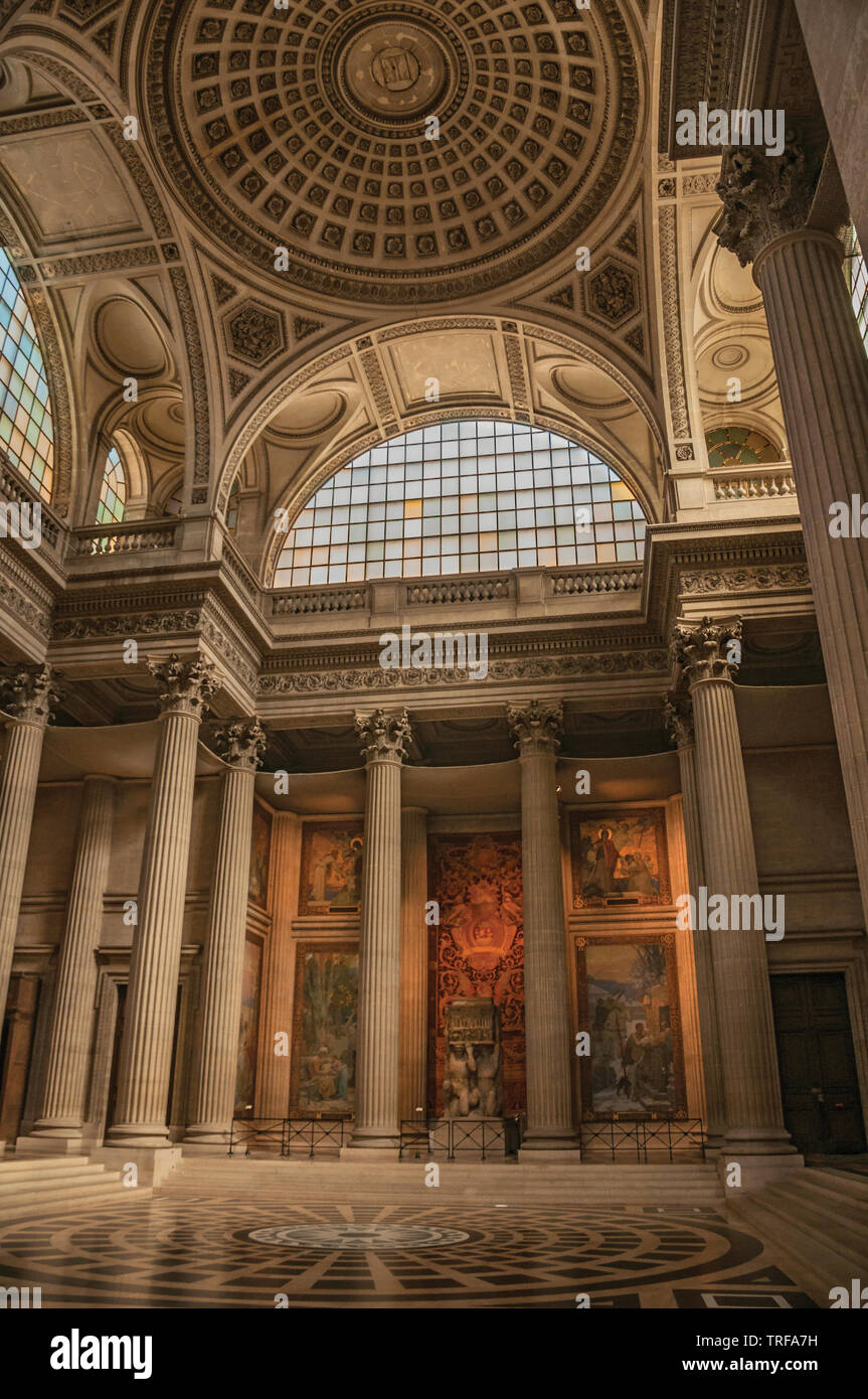 Pantheon inside view with ceiling, columns and paintings richly ...