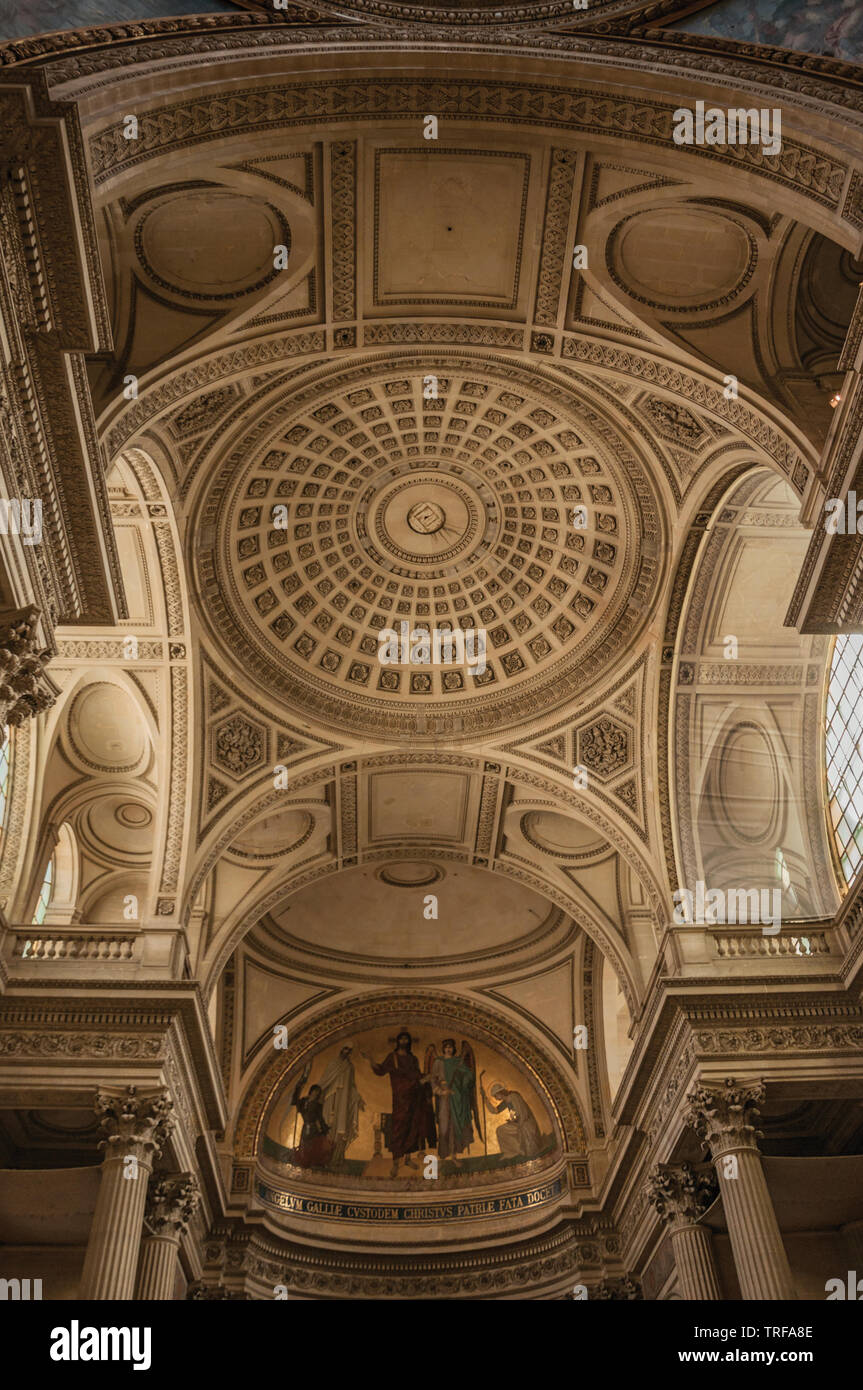 Pantheon inside view with ceiling, columns and paintings richly ...