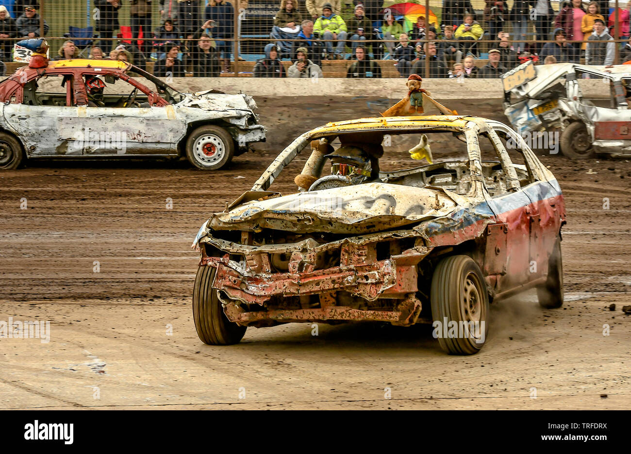 Banger racing hi-res stock photography and images - Alamy
