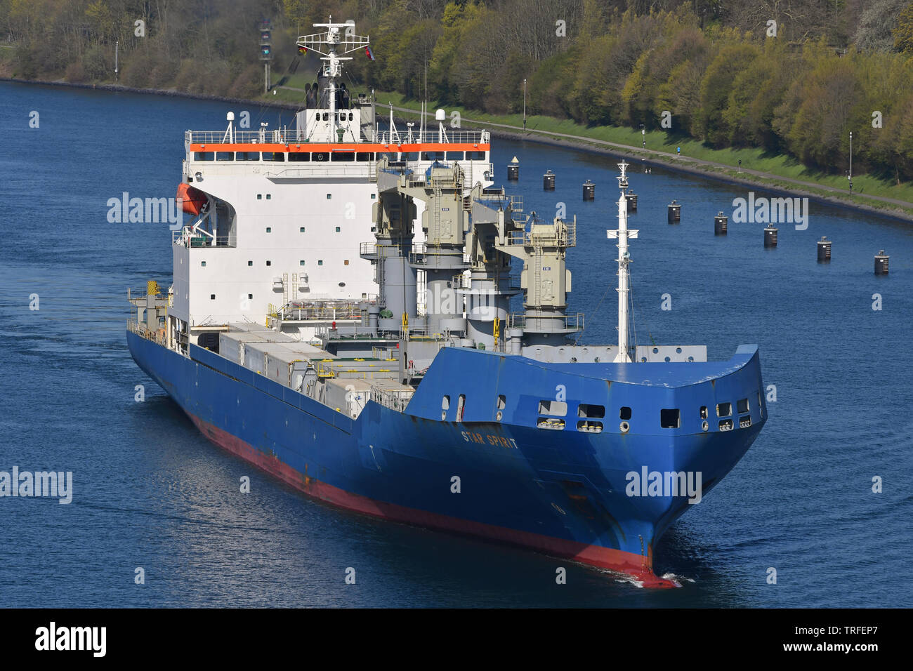 Reefer ship hi-res stock photography and images - Alamy