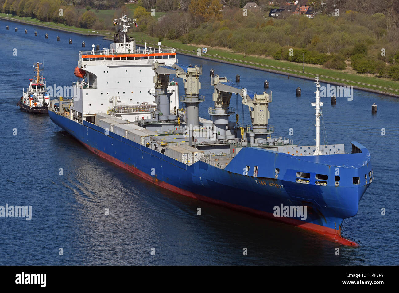 Reefer ship hi-res stock photography and images - Alamy
