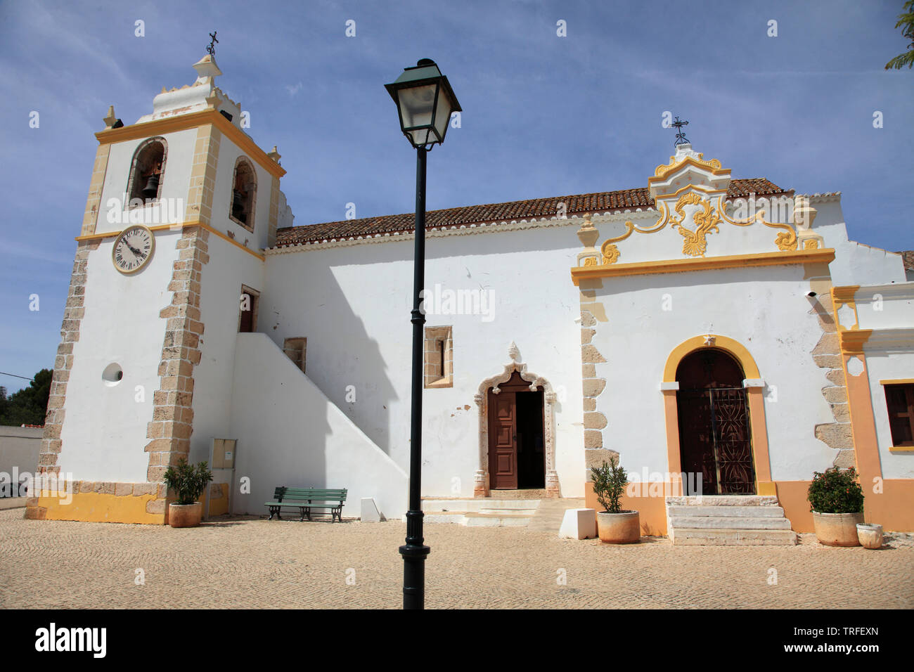Alvor church portugal hi-res stock photography and images - Alamy