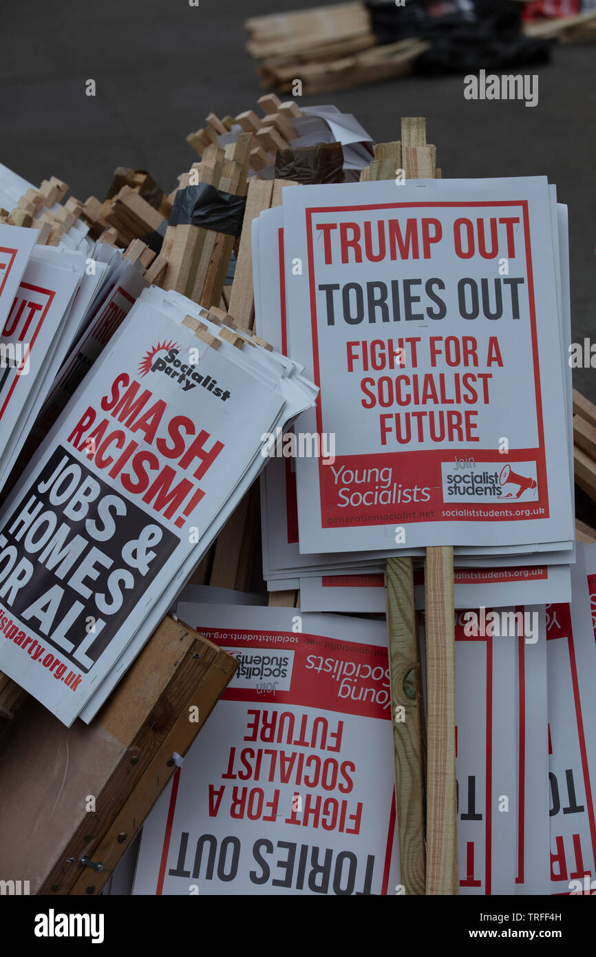 Political slogans on placards hi-res stock photography and images - Alamy
