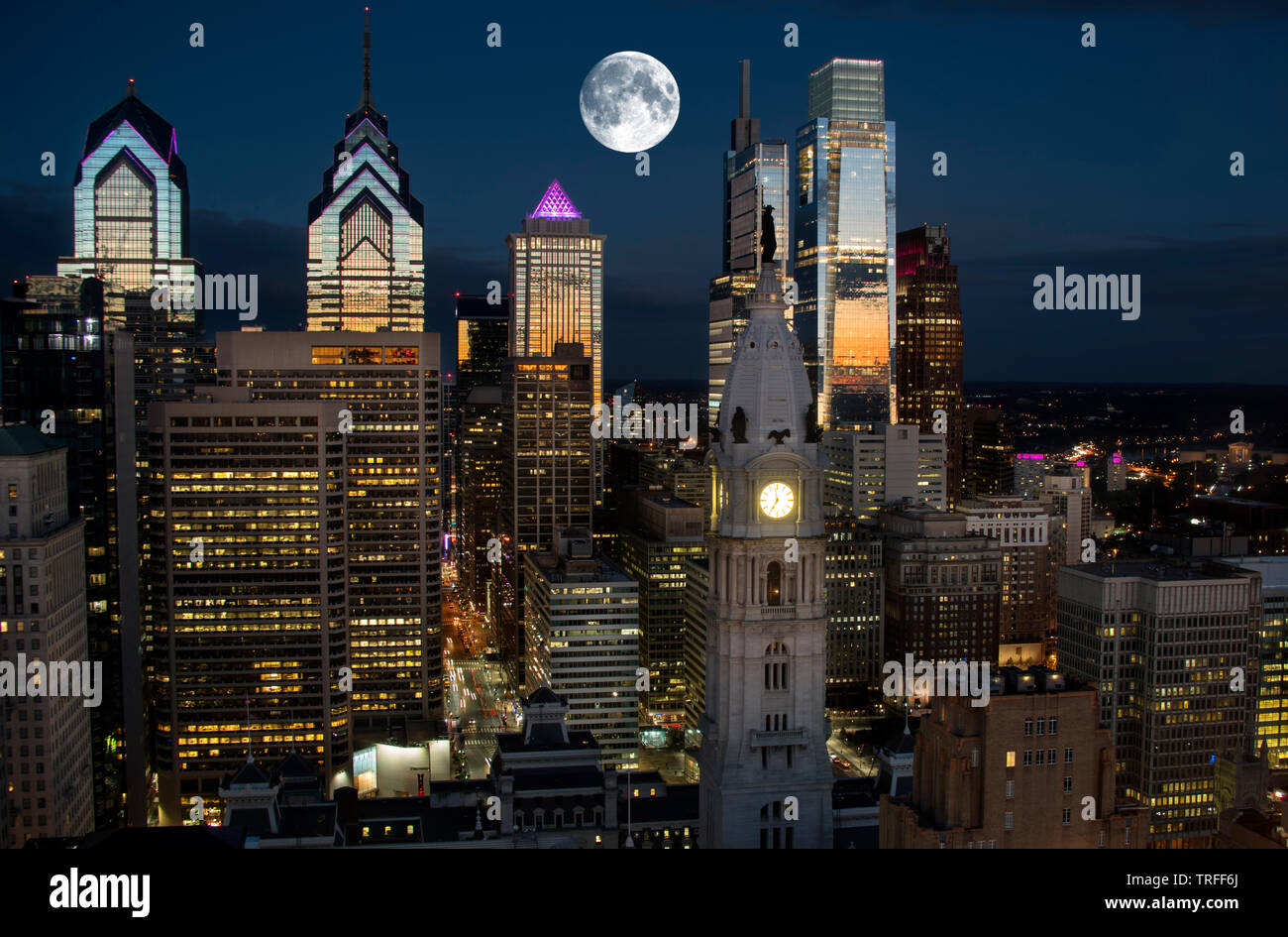 DOWNTOWN SKYLINE PHILADELPHIA PENNSYLVANIA USA Stock Photo - Alamy