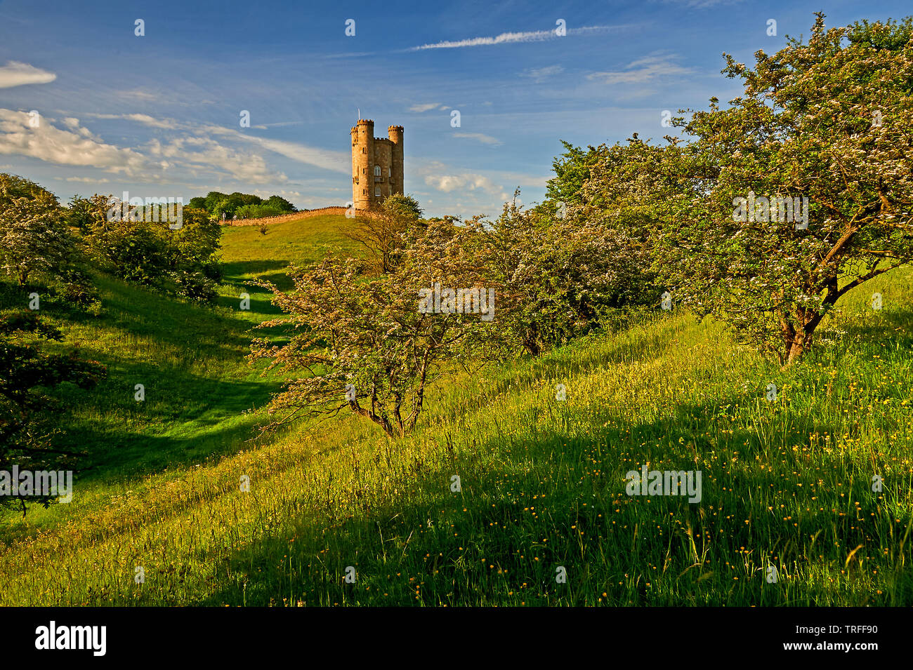 Broadway Tower stands on top of Fish Hill in the northern Cotswolds ...