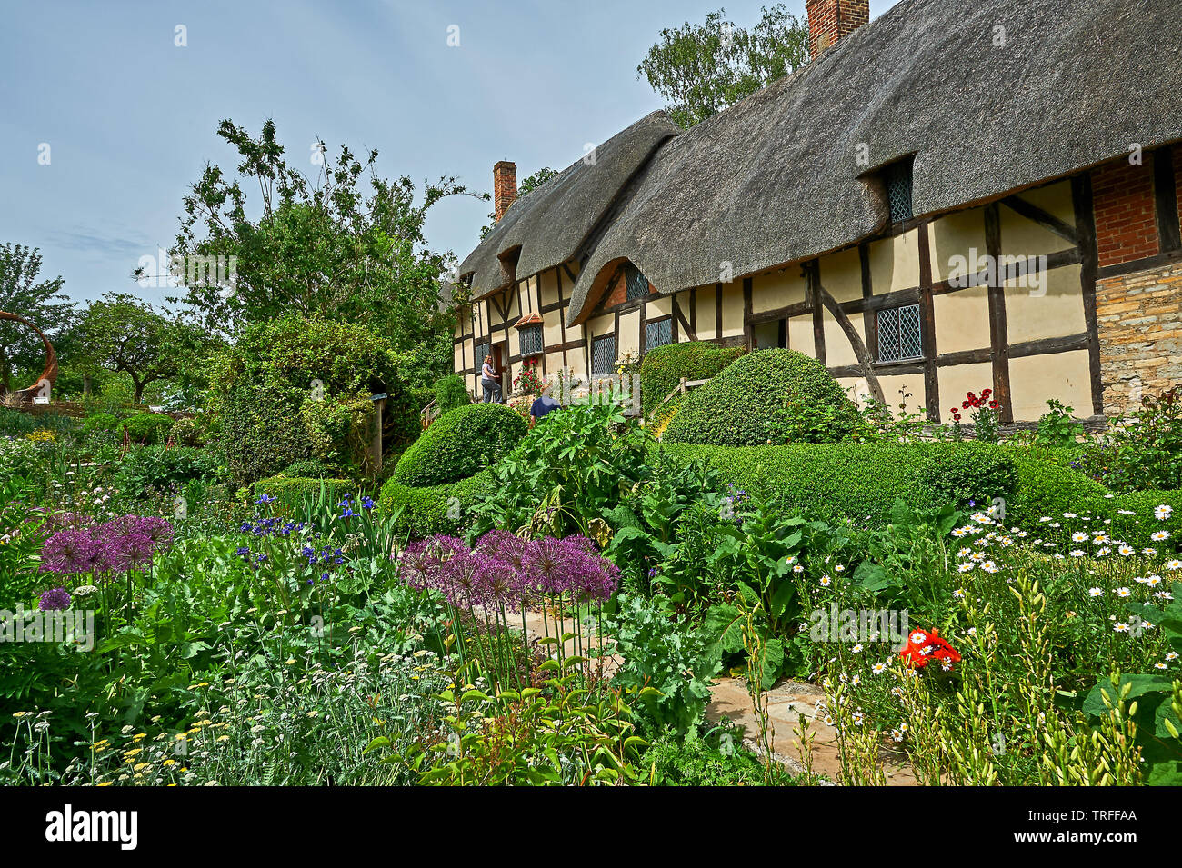 Anne Hathaway's cottage in Shottery, Stratford upon Avon, is a medieval ...