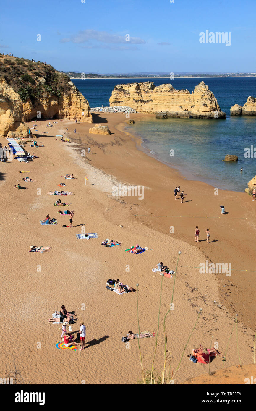 Praia Da Dona Ana Beach High Resolution Stock Photography and Images ...