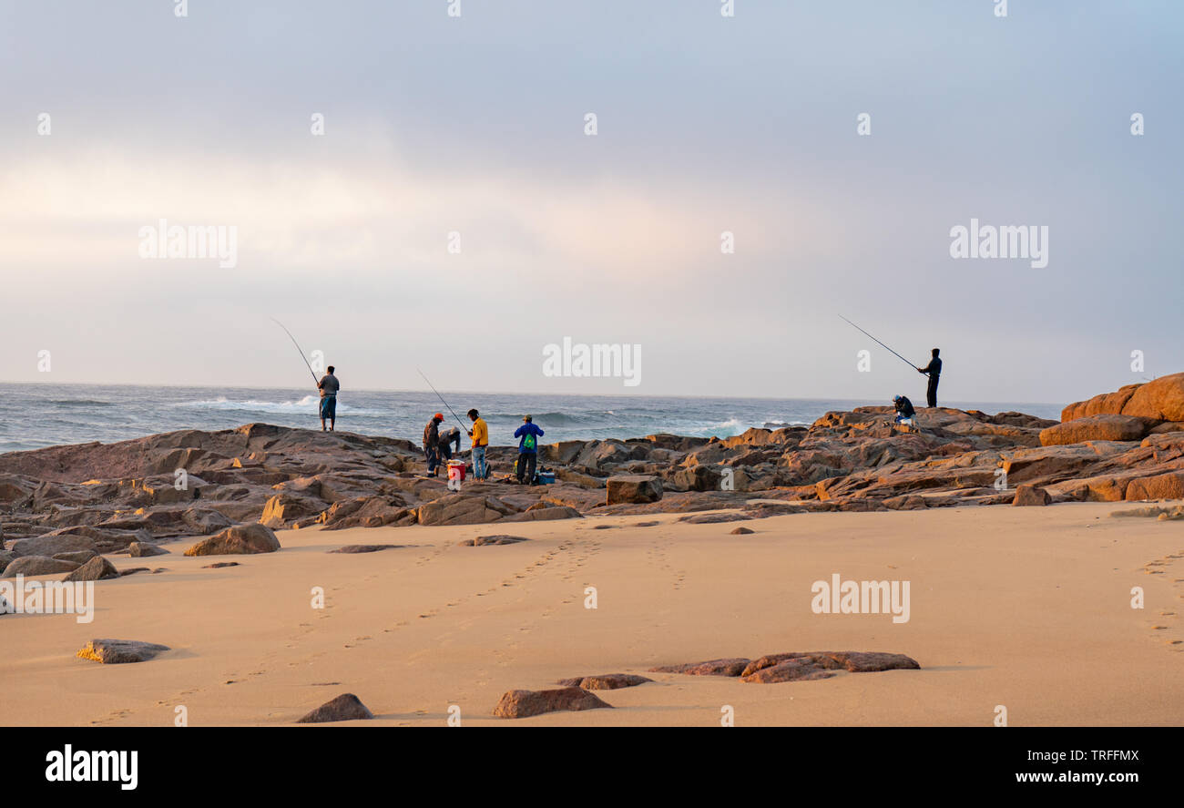 Durban beach fishing hi-res stock photography and images - Alamy