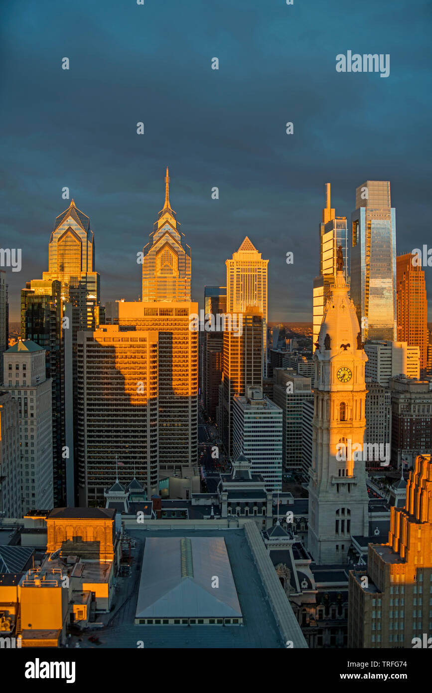 DOWNTOWN SKYLINE PHILADELPHIA PENNSYLVANIA USA Stock Photo - Alamy