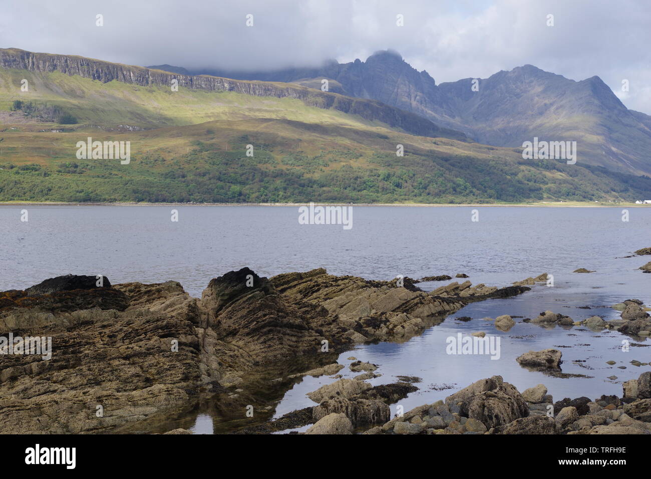 Black Cuillins, Mountain Ridge from Loch Slapin on a Cloudy Autumn Day ...