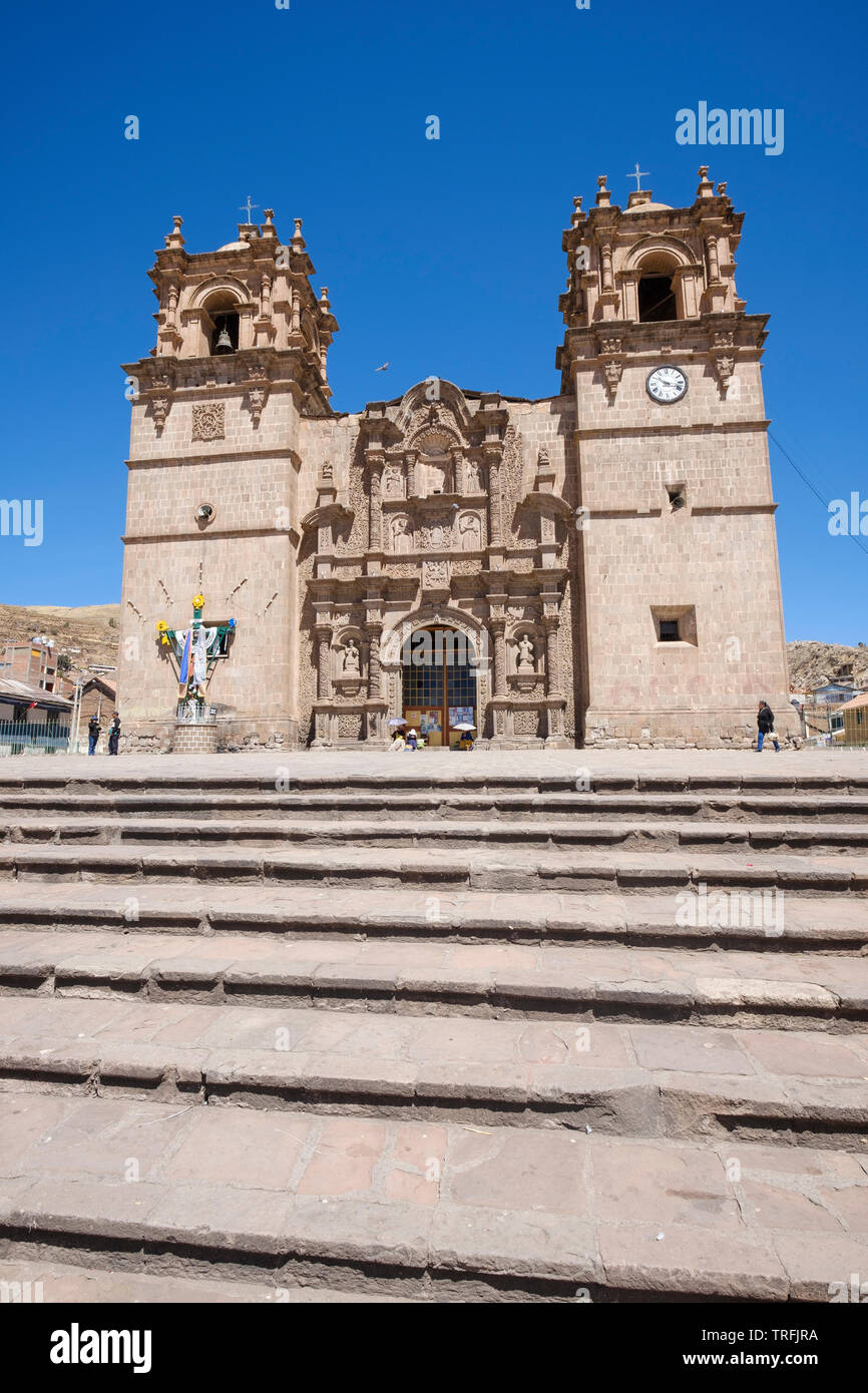 Catedral de puno hi-res stock photography and images - Alamy