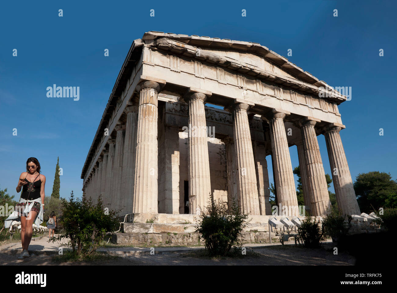 The temple of Hephaestus at the Ancient Athenian Agora in Athens ...