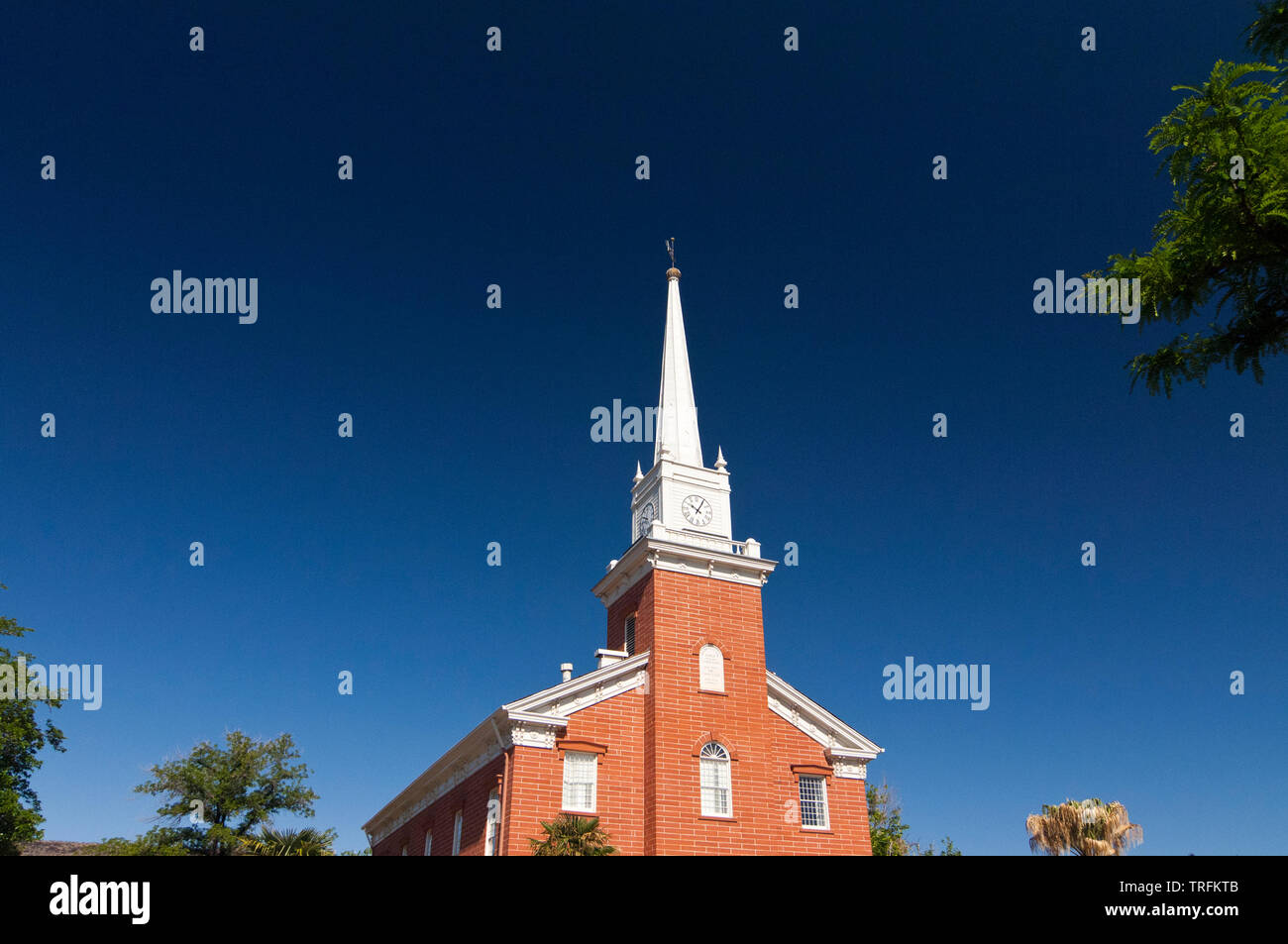 Mormon church - tabernacle exterior view Stock Photo - Alamy