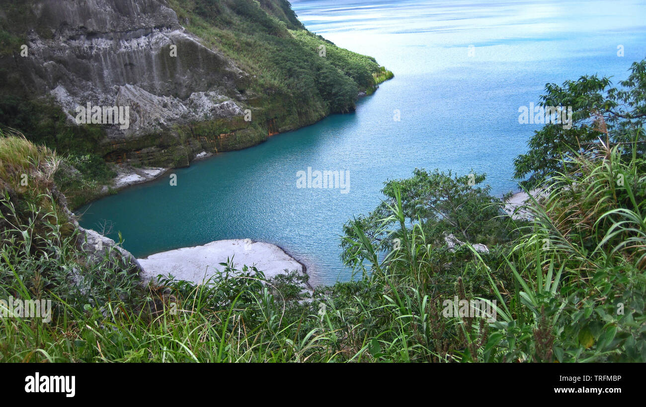 The shoreline of the lake to view the deepest lake in the Philippines ...