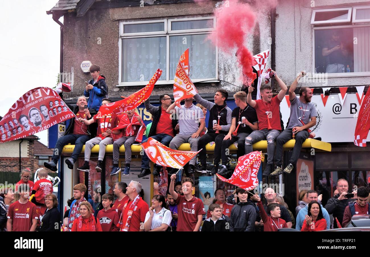 Lfc parade hi-res stock photography and images - Alamy