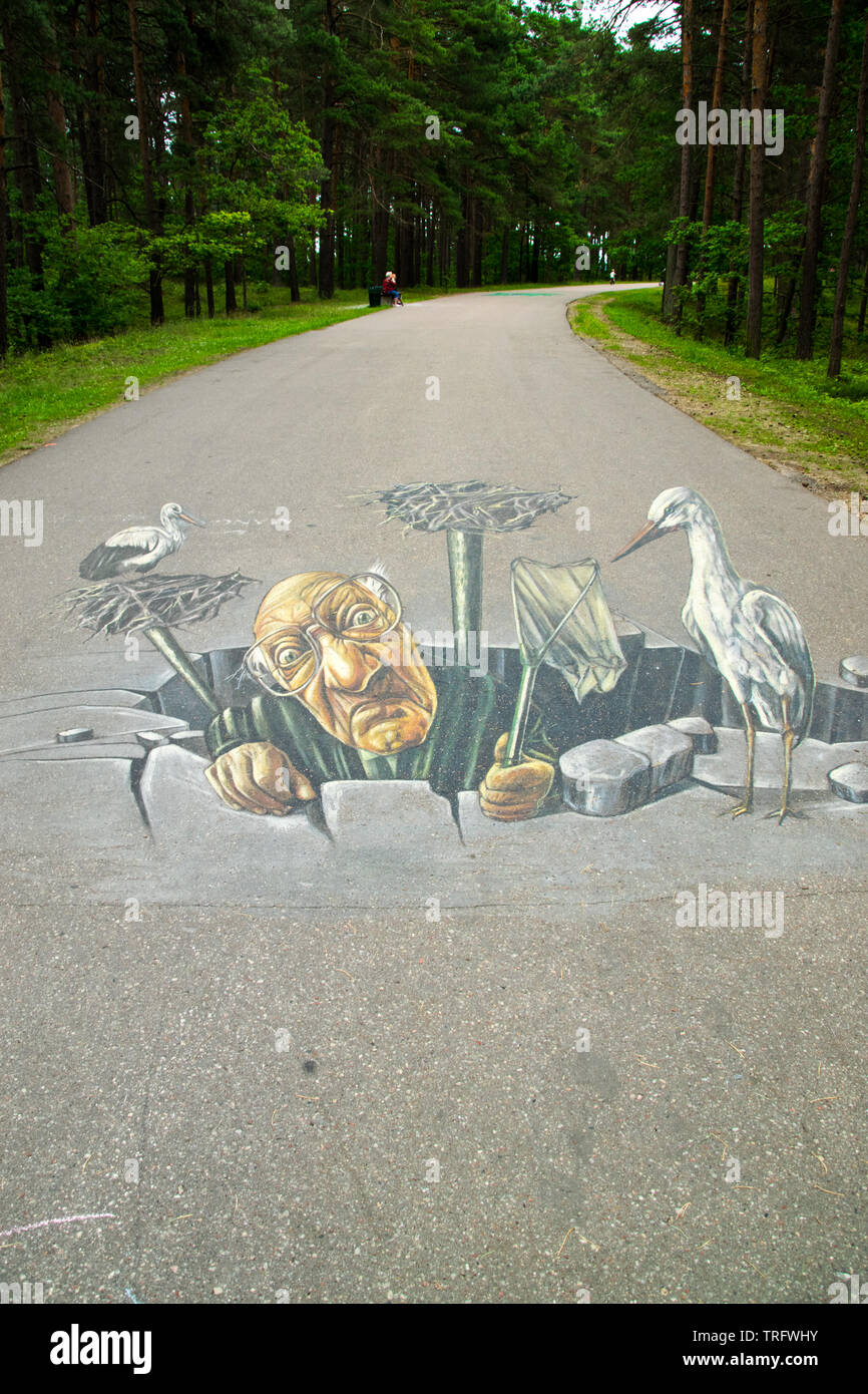 Optical illusions road hi-res stock photography and images - Alamy