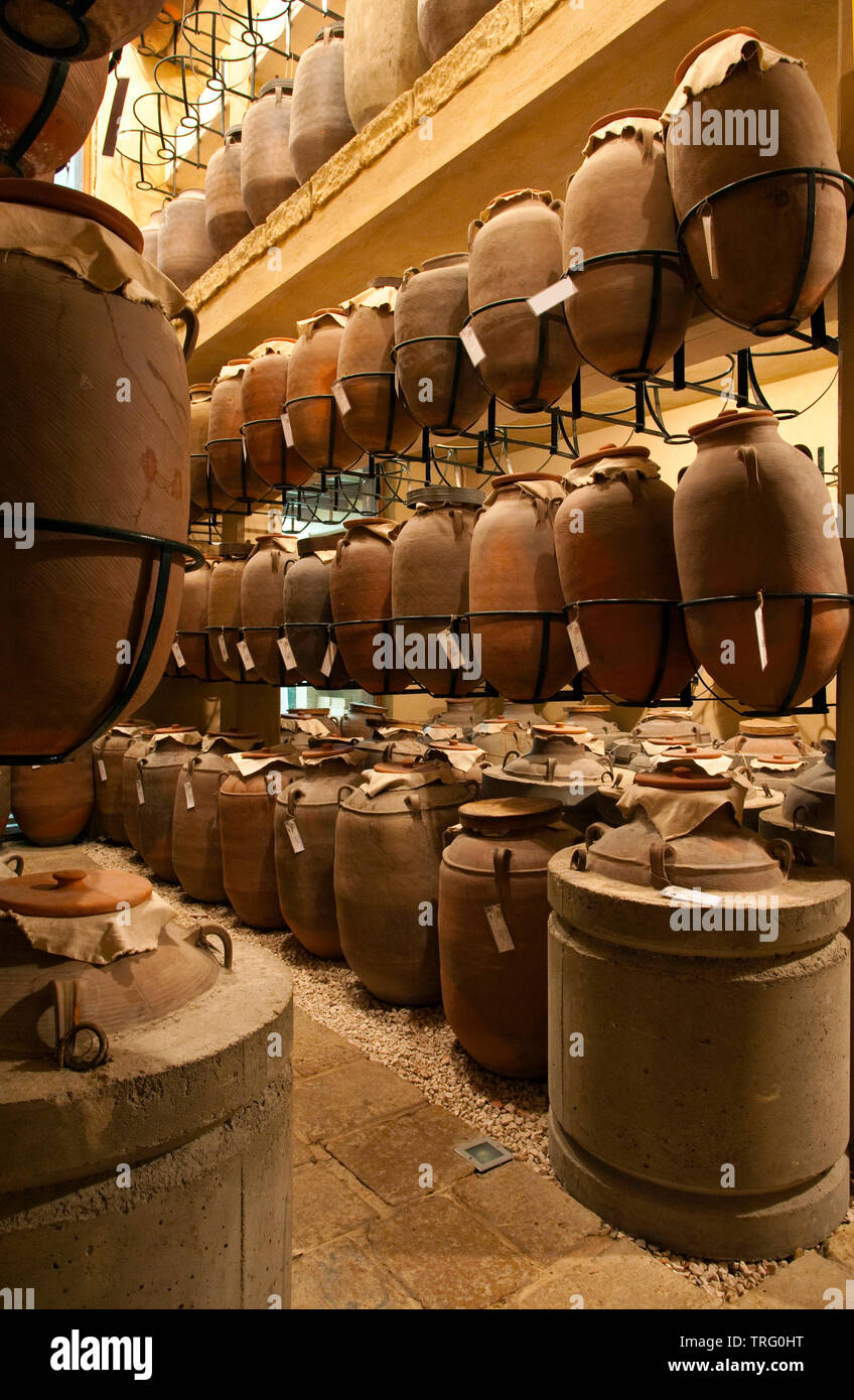 Arak hi-res stock photography and images - Alamy