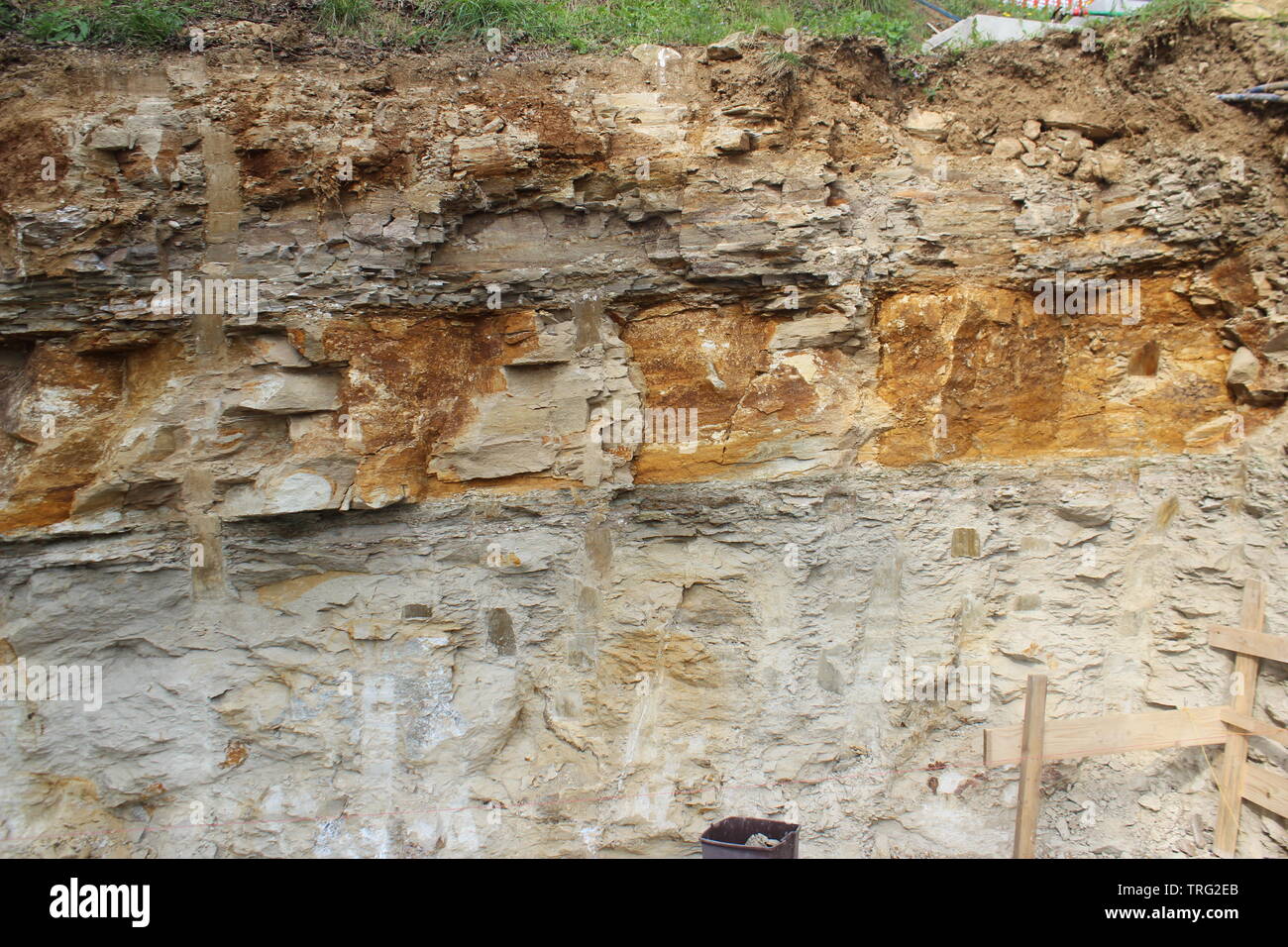 Sedimentary layers fault hi-res stock photography and images - Alamy