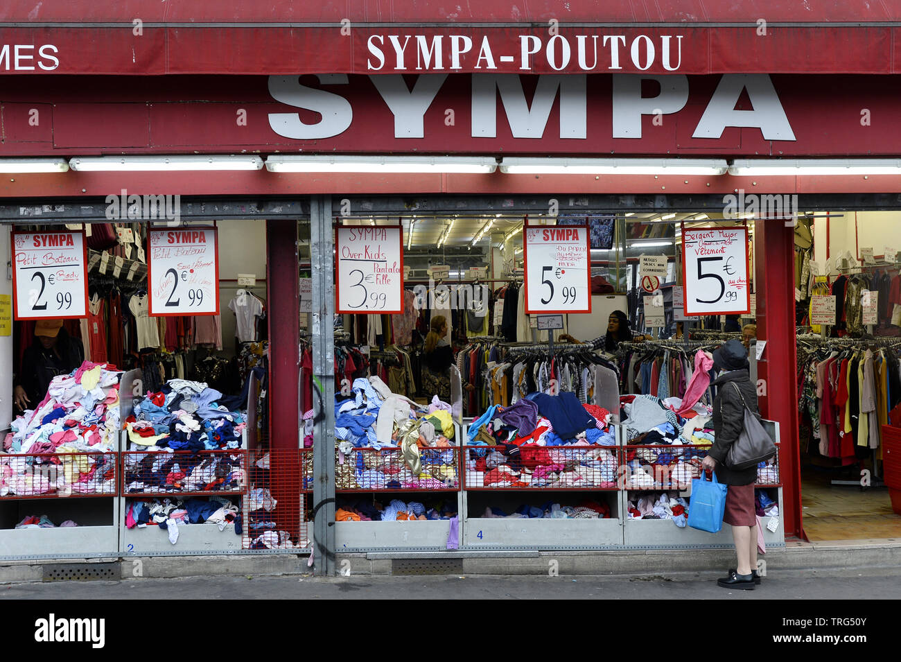 Sympa Discount store - Montmartre - Paris - France Stock Photo - Alamy