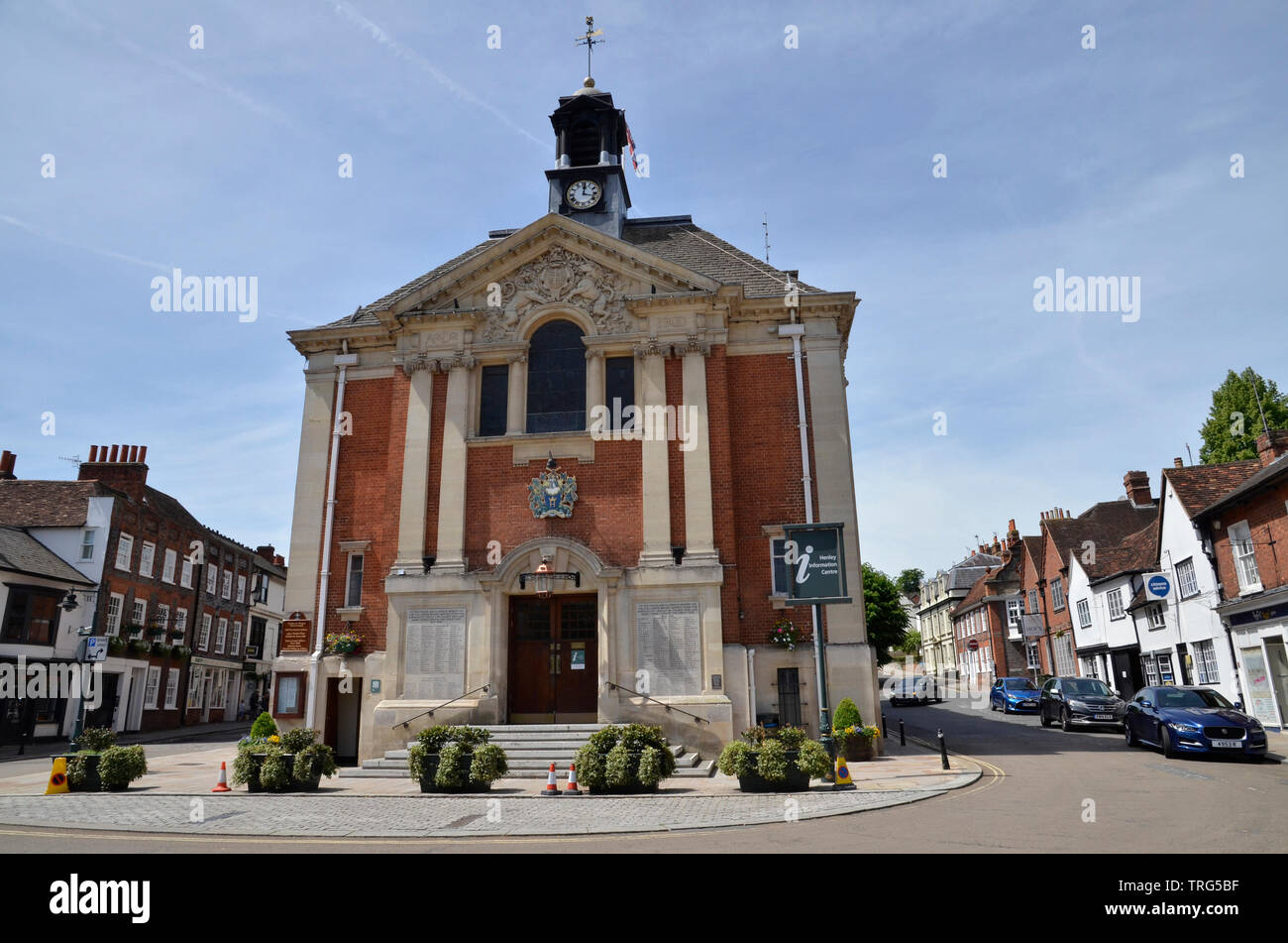Henley town hall hi-res stock photography and images - Alamy