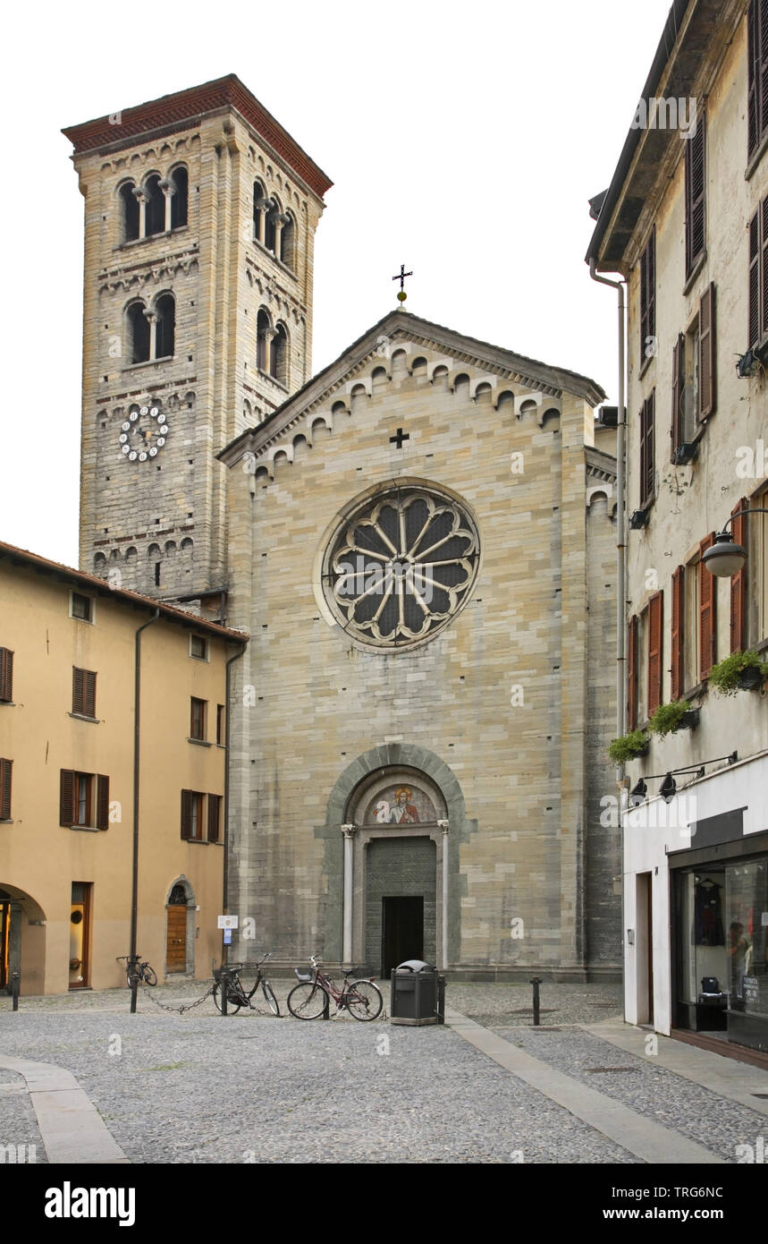 Church of San Fedele in Como. Italy Stock Photo - Alamy