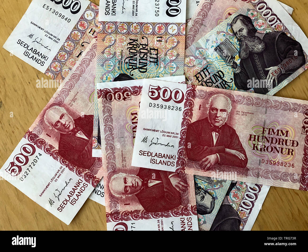 Icelandic currency money 1000 kronur hi-res stock photography and ...