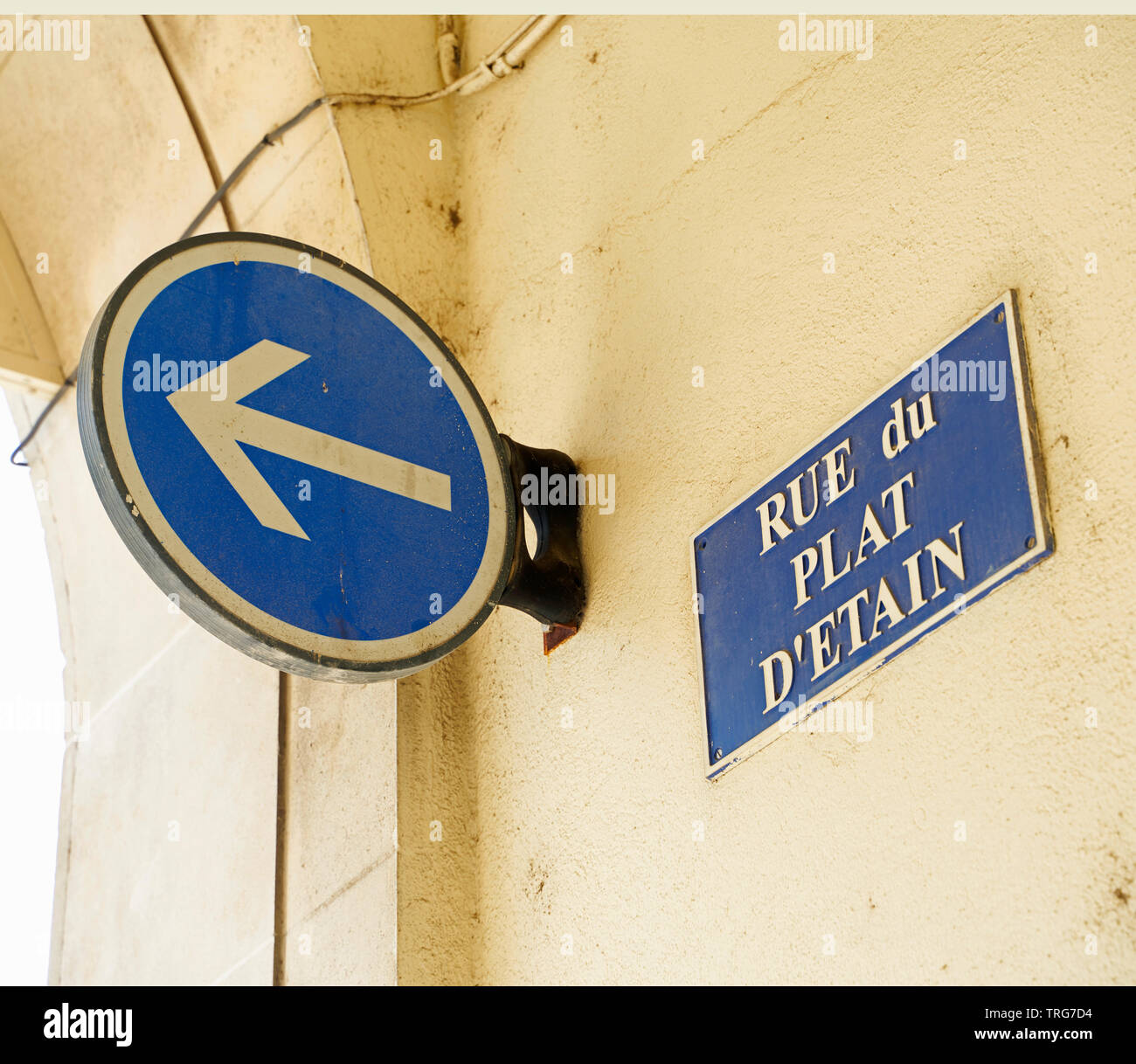 Poitiers france street hi-res stock photography and images - Alamy